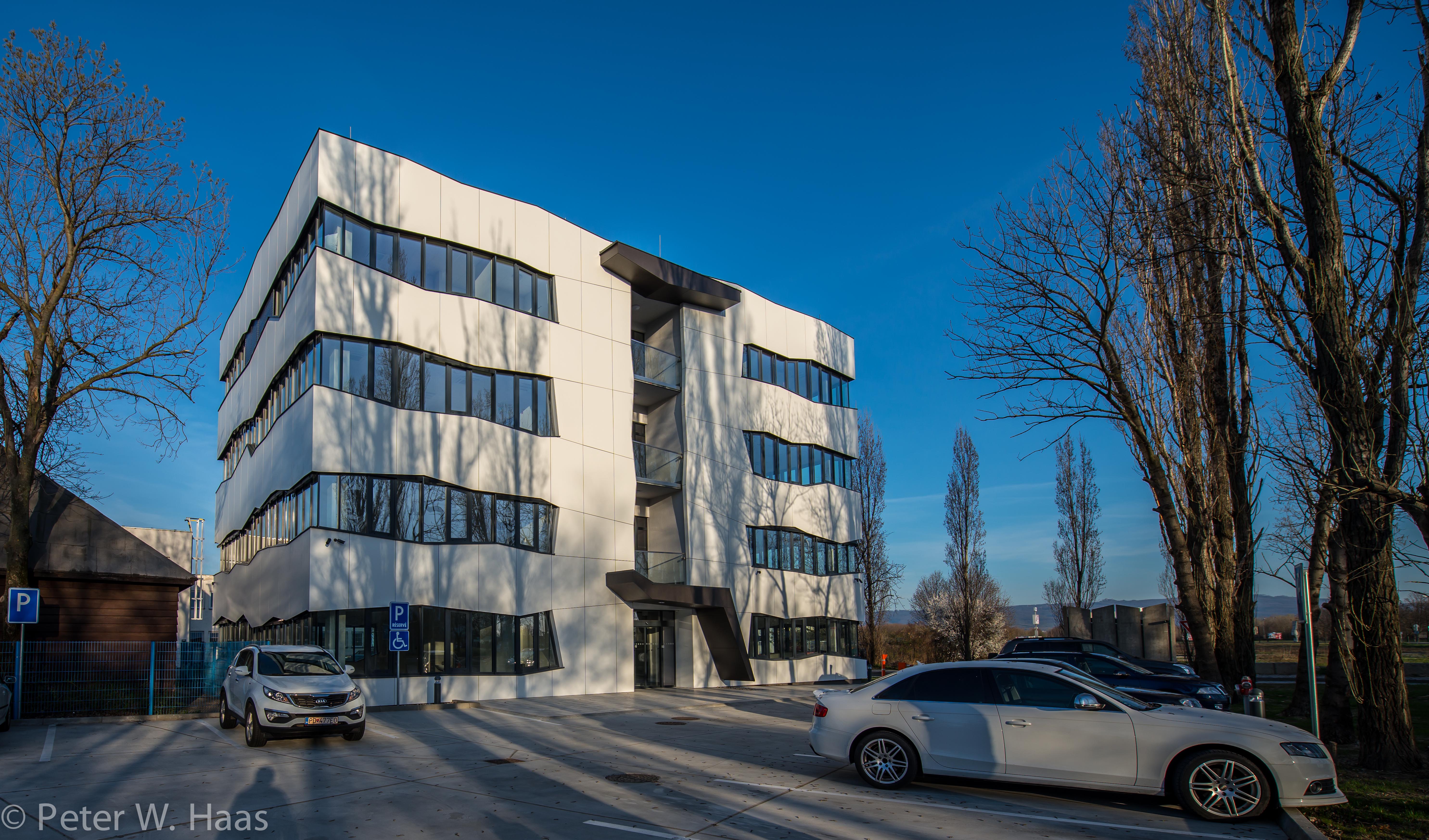 Office Building ATE, Bratislava by Architect Tomas Sobota - TS design ...