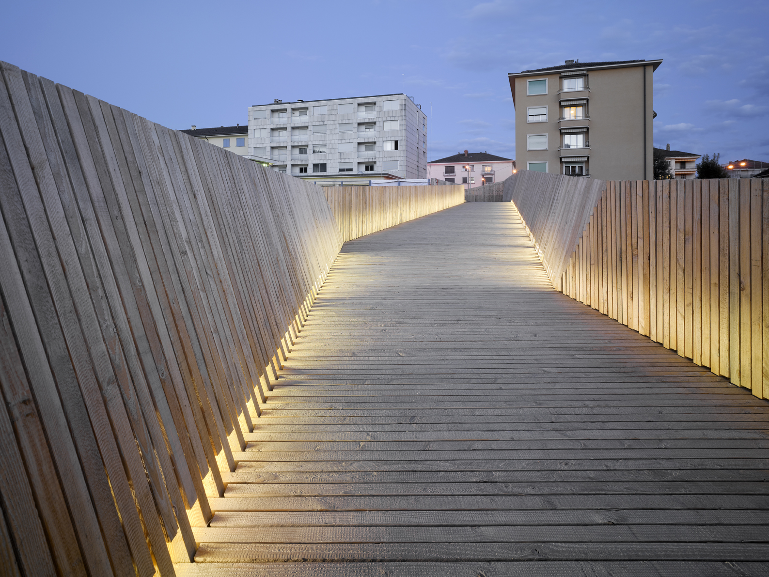 La Sallaz Footbridge by 2b architectes - Architizer