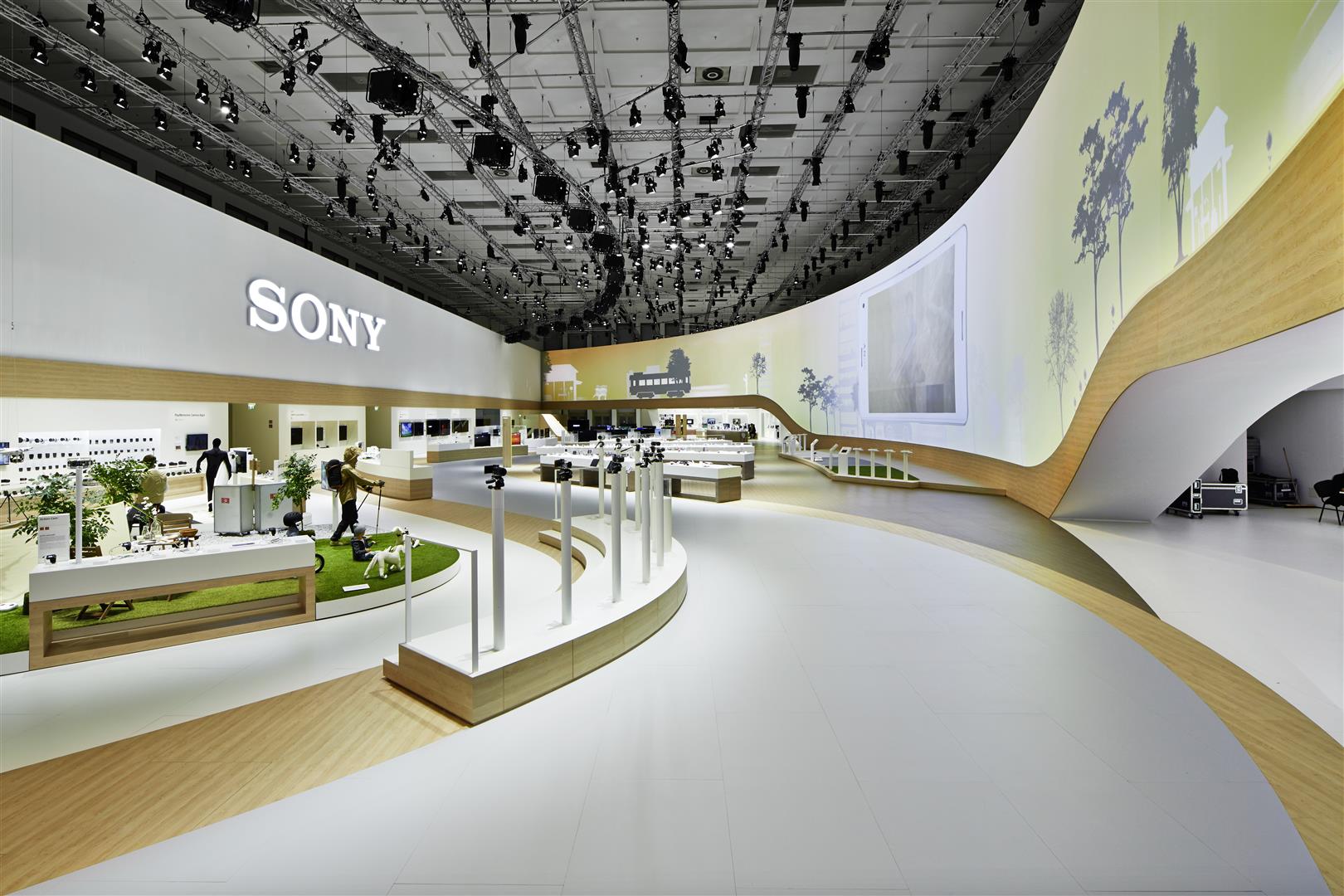 SONY EXHIBITION STAND by EGGER Wood-based materials - Architizer