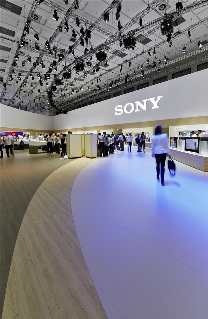 SONY EXHIBITION STAND by EGGER Wood-based materials - Architizer