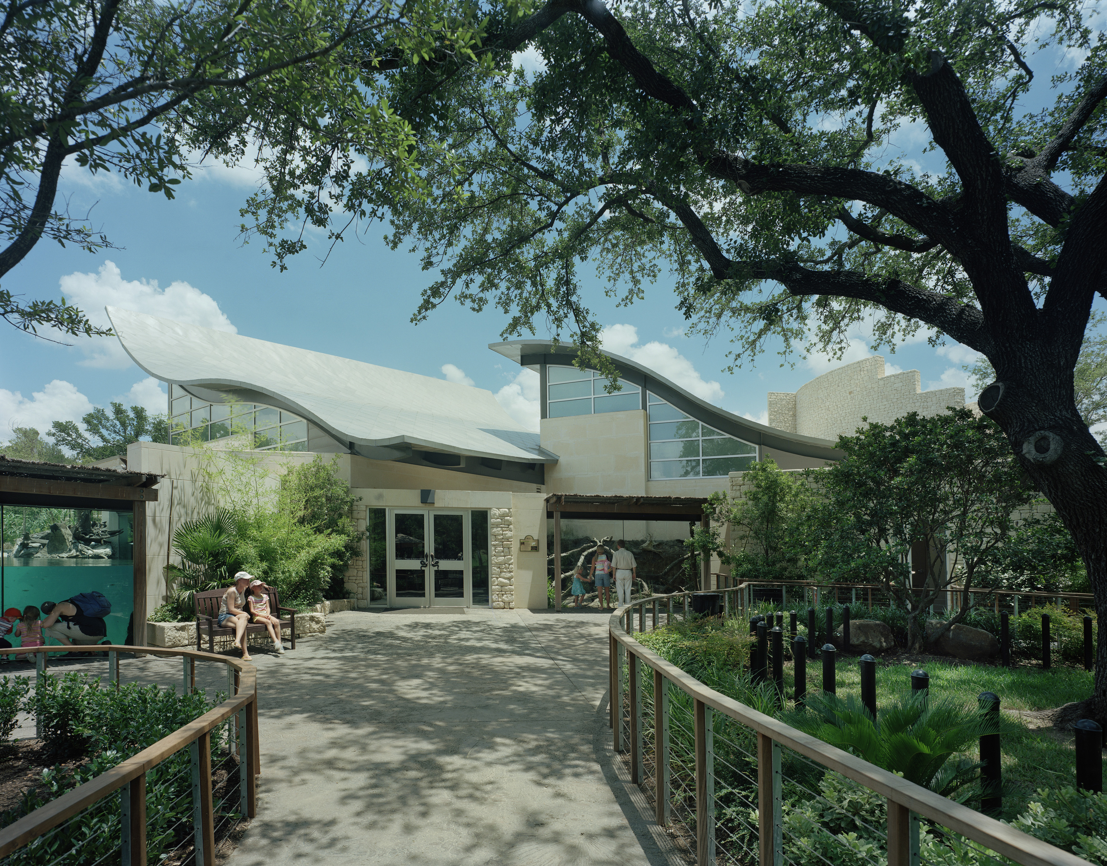 Museum of Living Art (MOLA) at the Fort Worth Zoo by Bennett Benner ...
