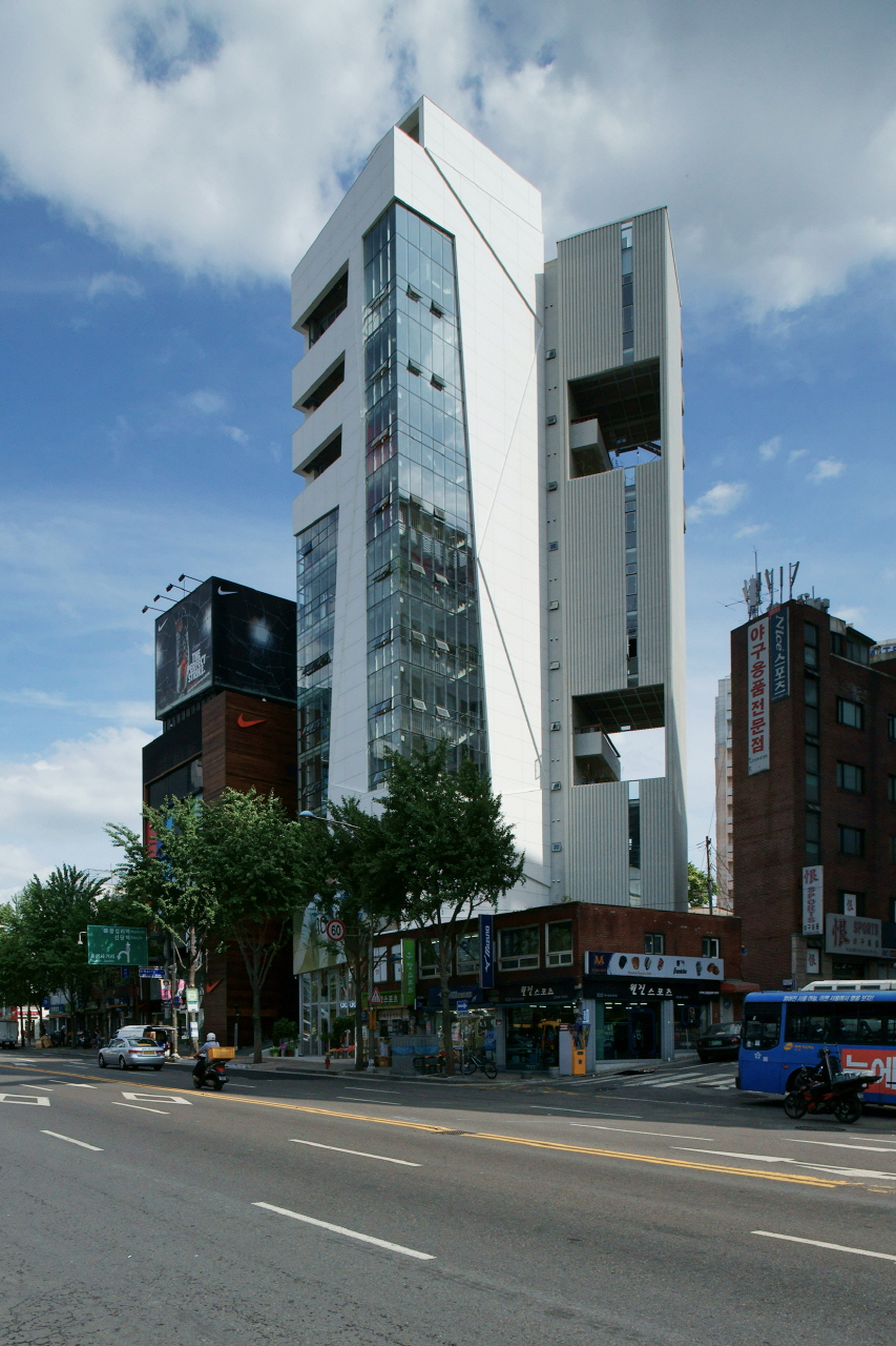 Fin Tower by EAST4 - Architizer