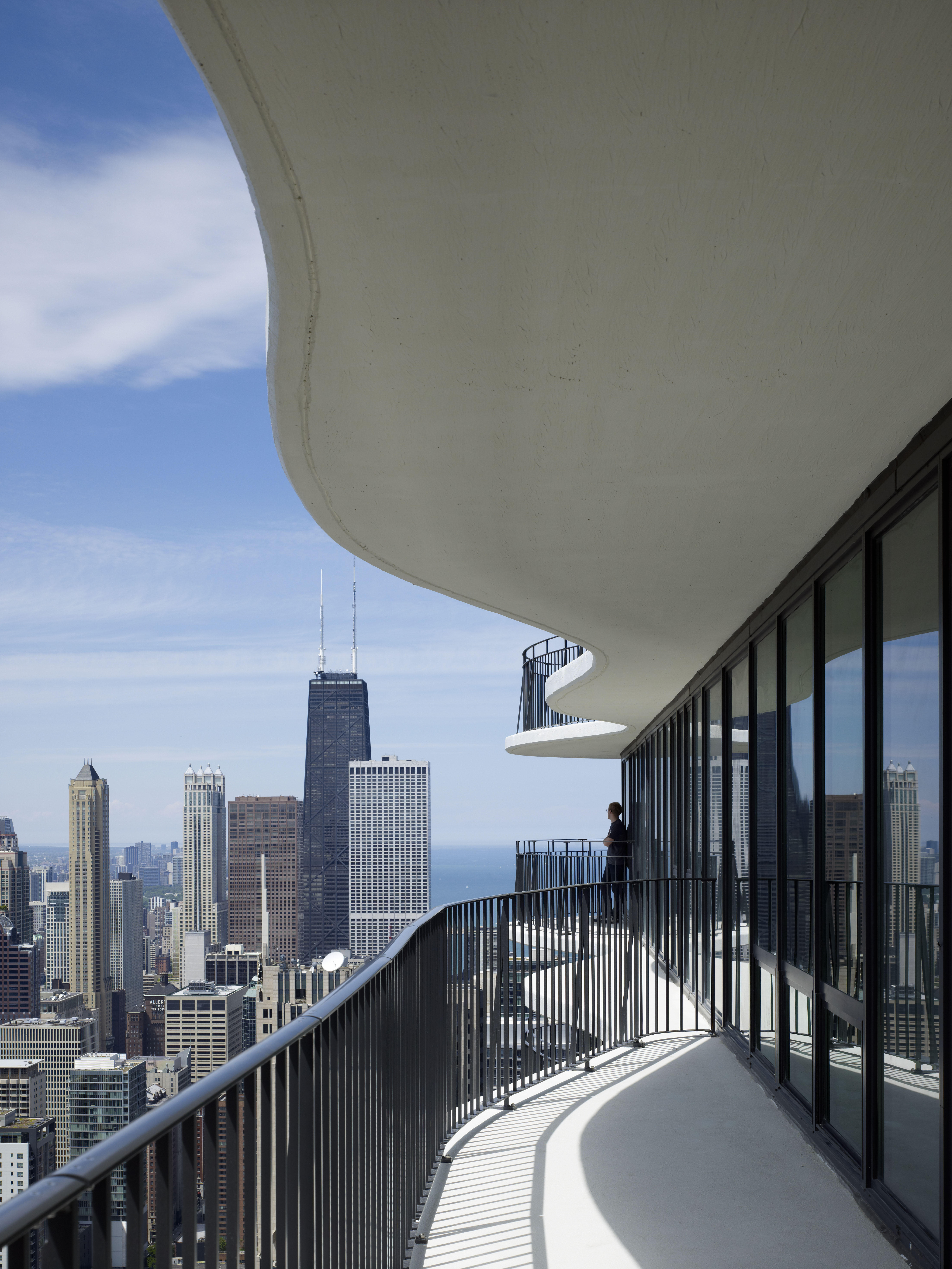 Aqua Tower by Studio Gang - Architizer