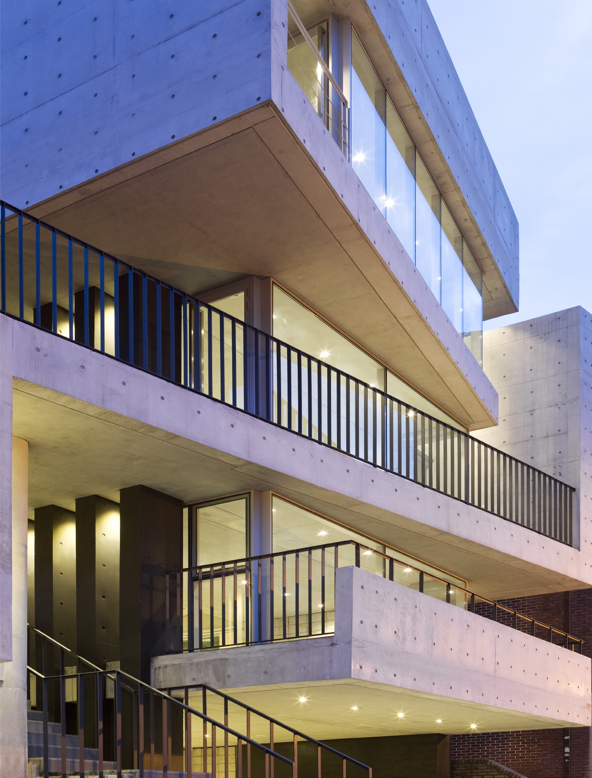Idea 1254109: Bati_rieul(Bati_ㄹ) by L'EAU design Co.,Ltd. in Seoul ...