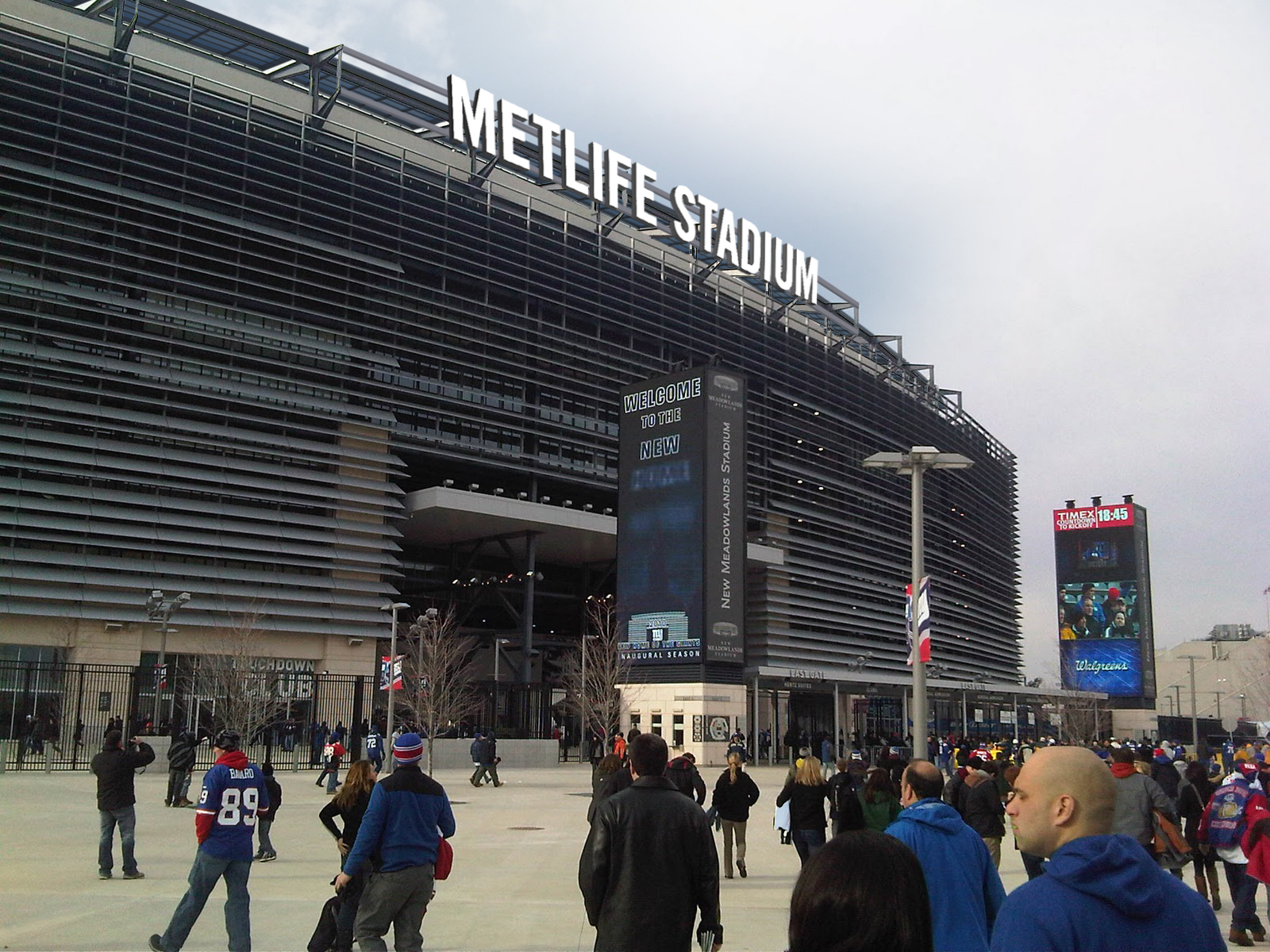 Solar Ring at Metlife Stadium by DLR Group - Architizer