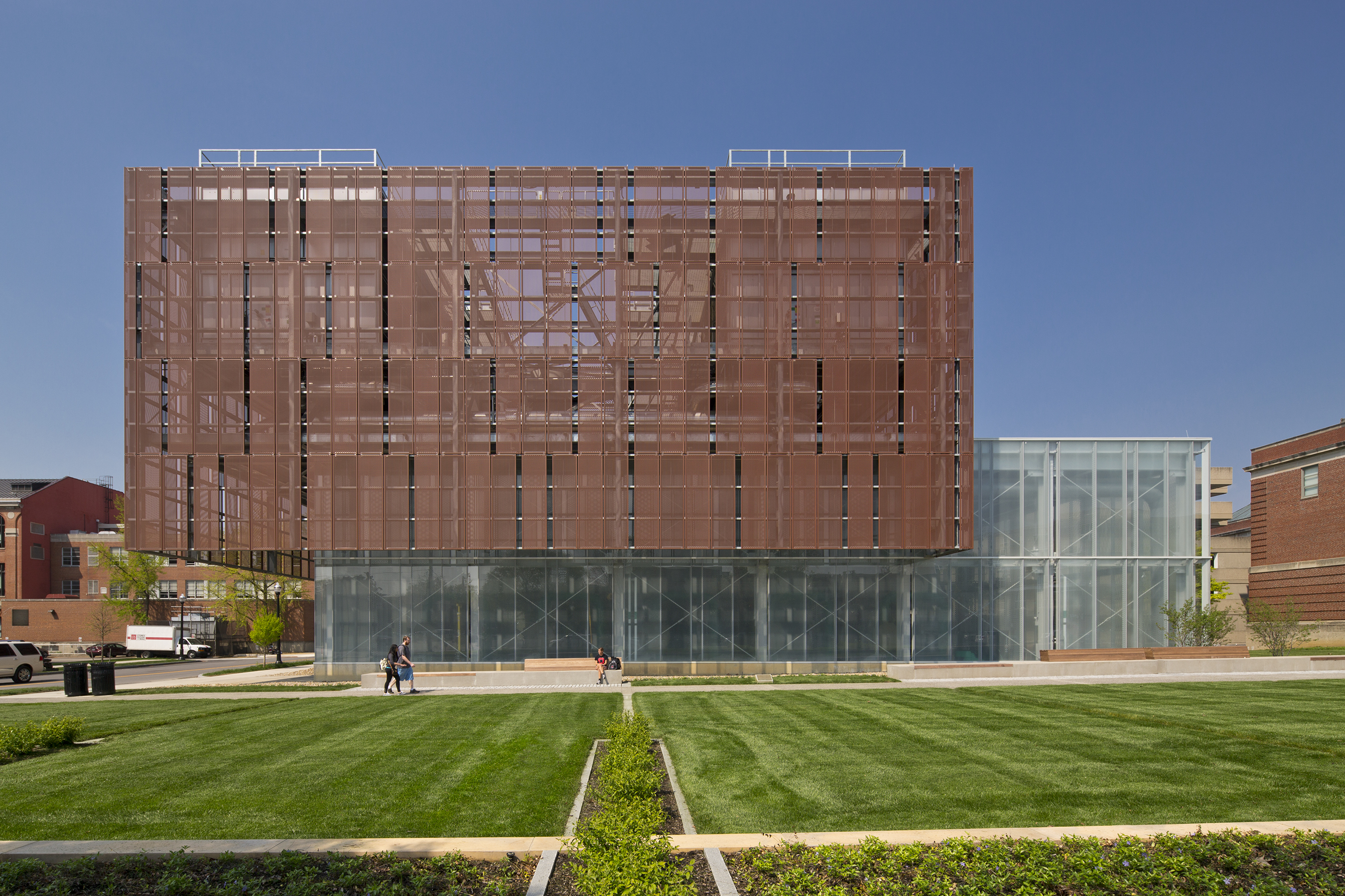 Adohi Hall at University of Arkansas by Leers Weinzapfel Associates ...