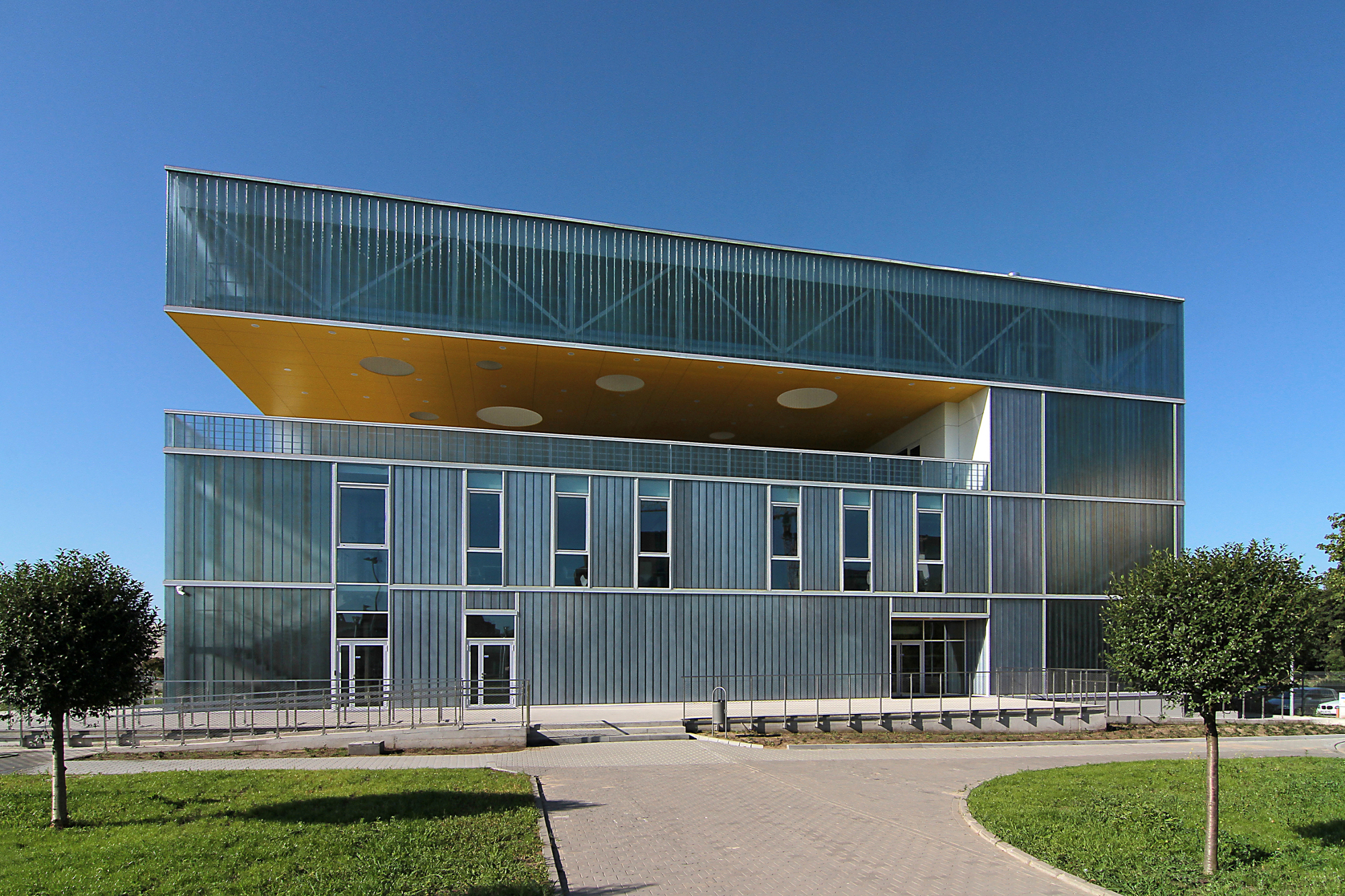 Sports Hall of Academy of Physical Education in Poznan by Neostudio ...