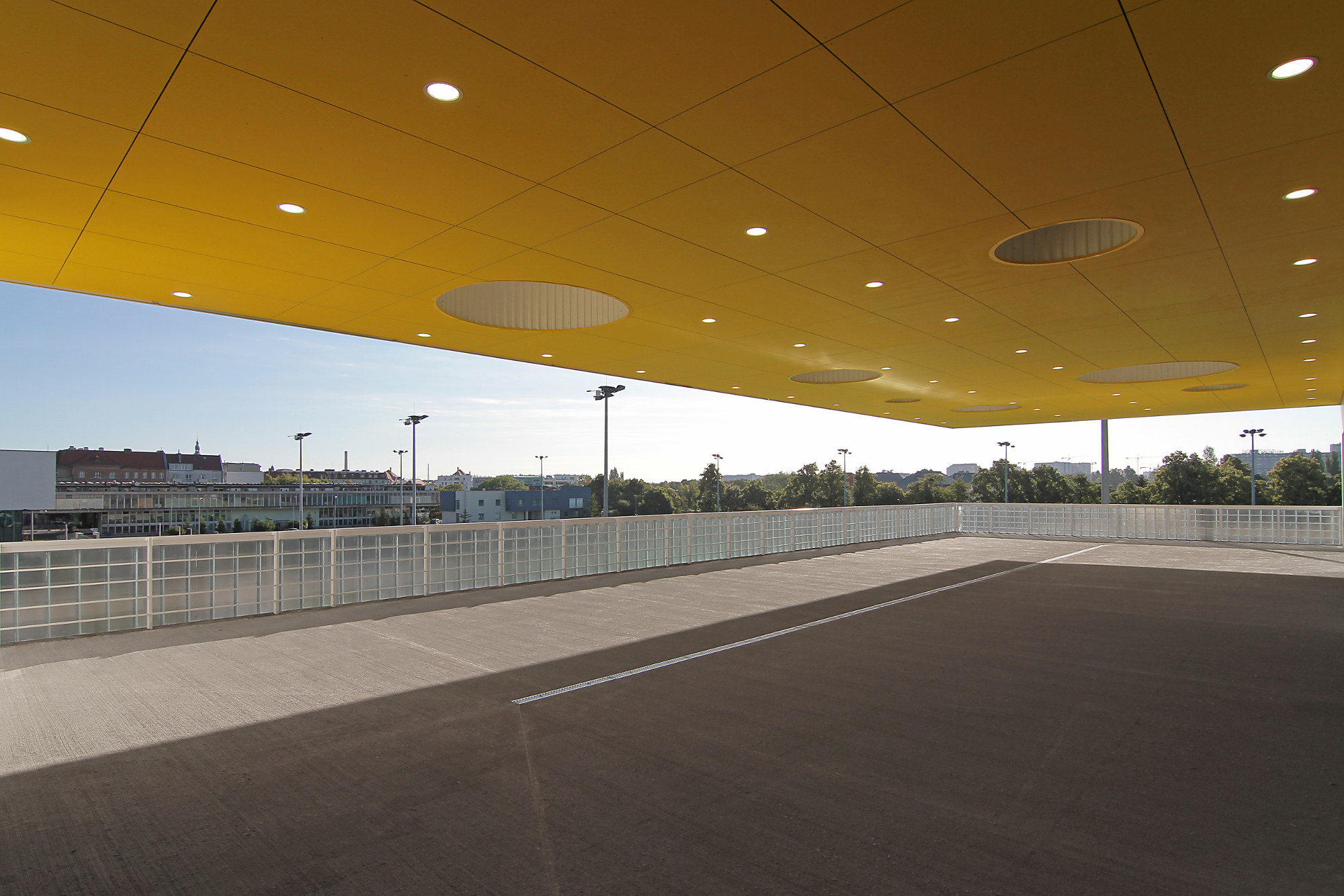 Sports Hall of Academy of Physical Education in Poznan by Neostudio ...