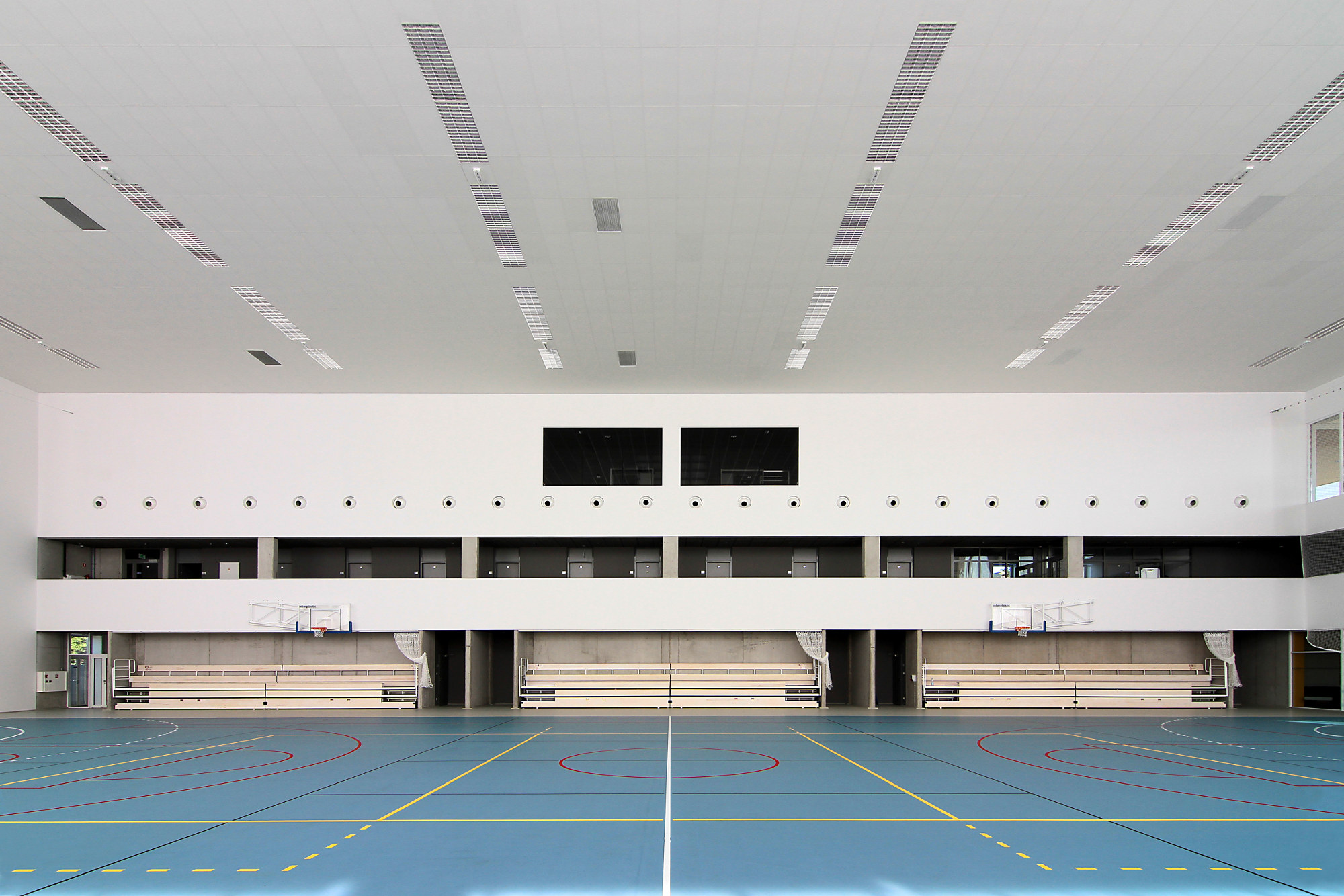 Sports Hall of Academy of Physical Education in Poznan by Neostudio ...