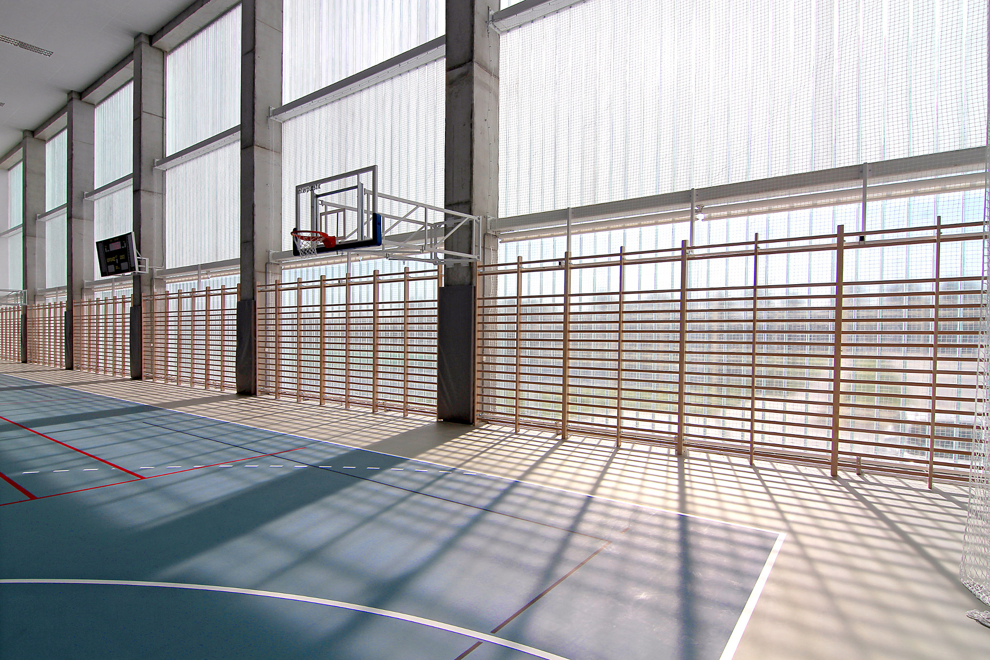 Sports Hall of Academy of Physical Education in Poznan by Neostudio ...