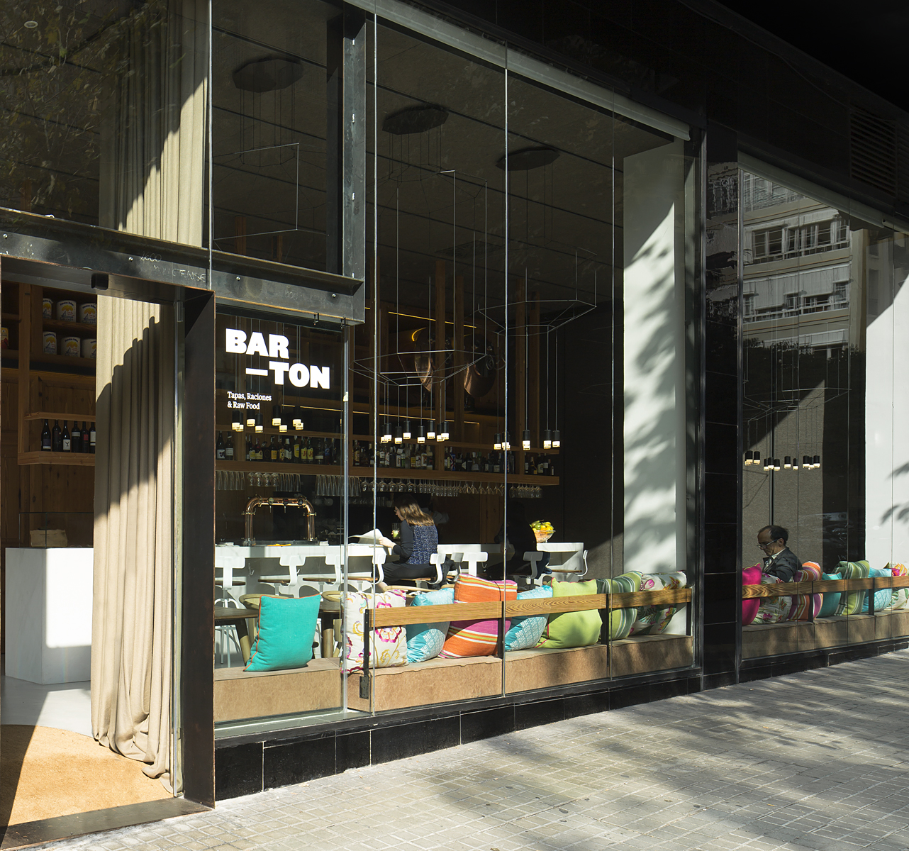 BARTON RESTAURANT by ISABELLOPEZVILALTA+ASSOCIATES - Architizer