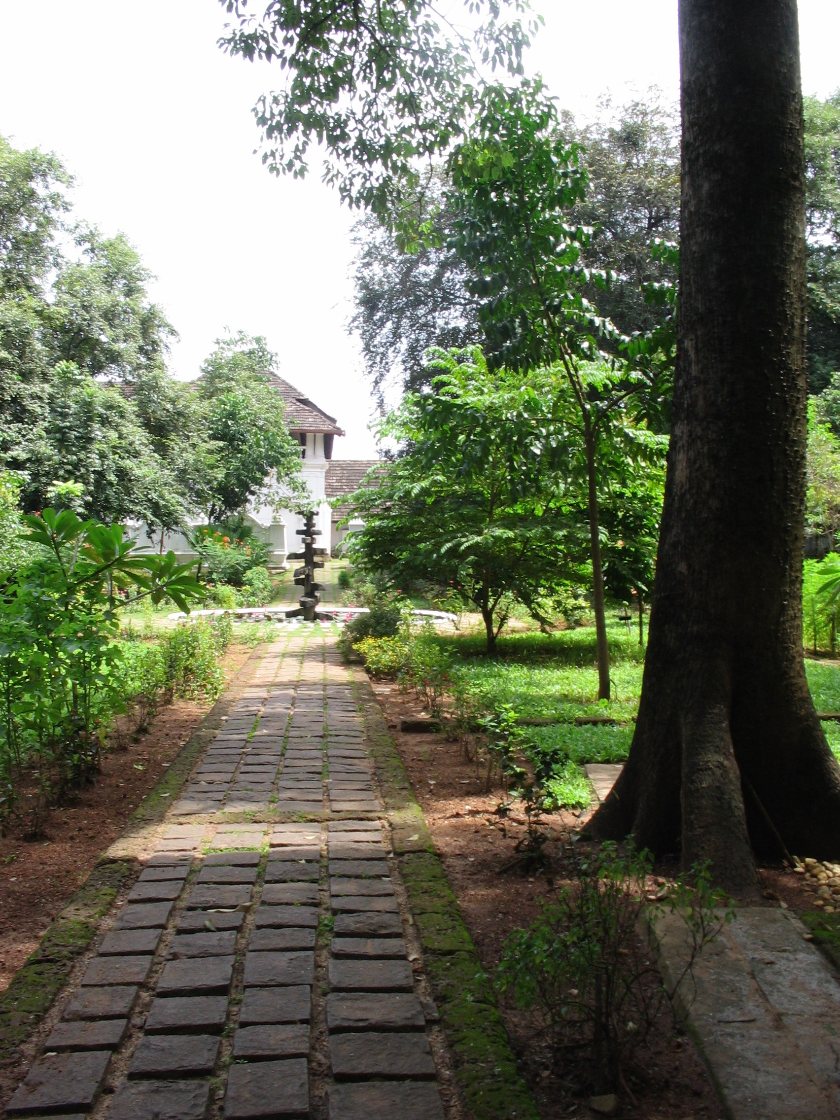 Sakthan Thampuran Heritage Garden by dd architects India - Architizer