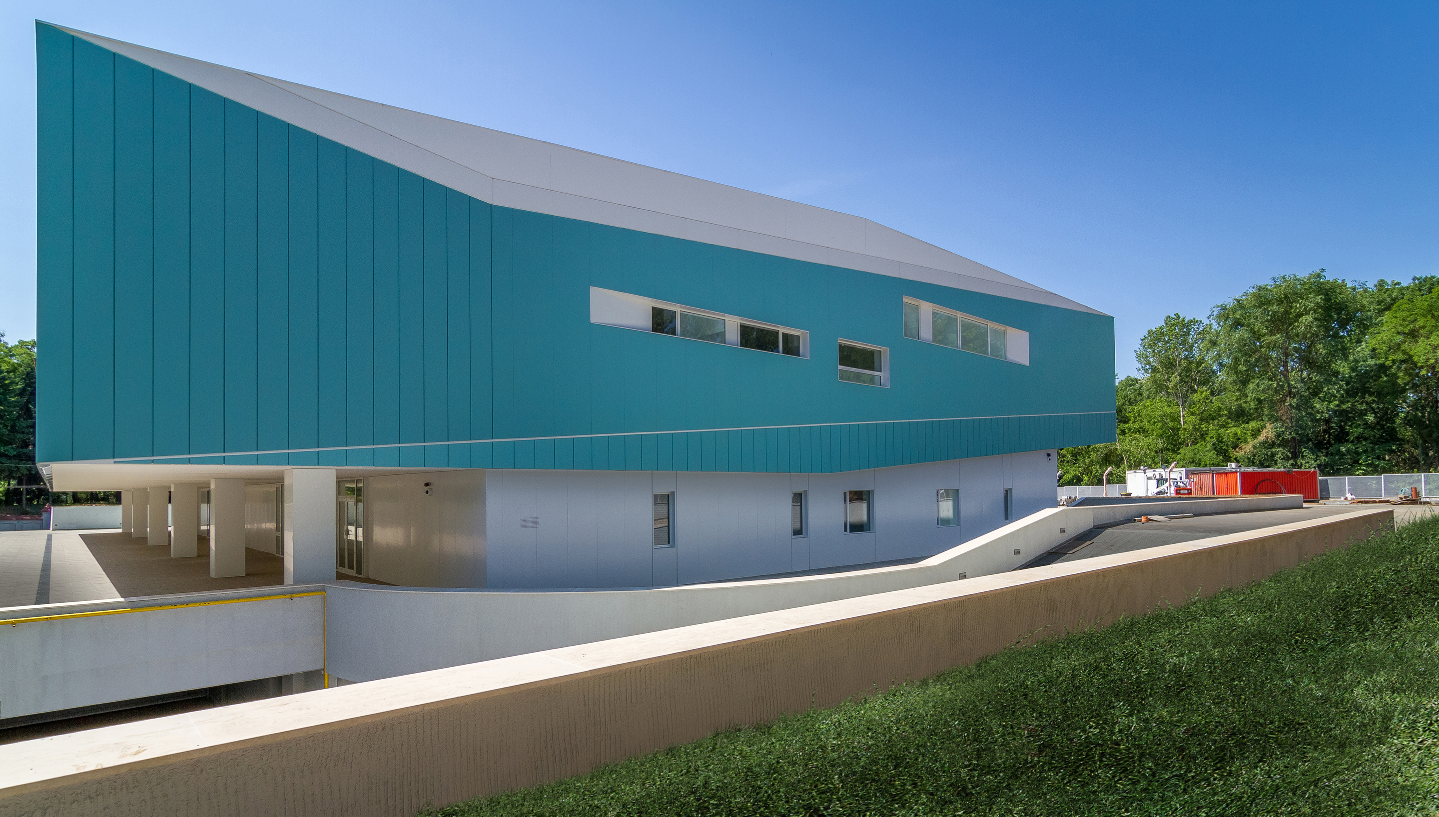 TURQUOISE - emergency call center 112 by U R B @ N O F F I C E - Architizer