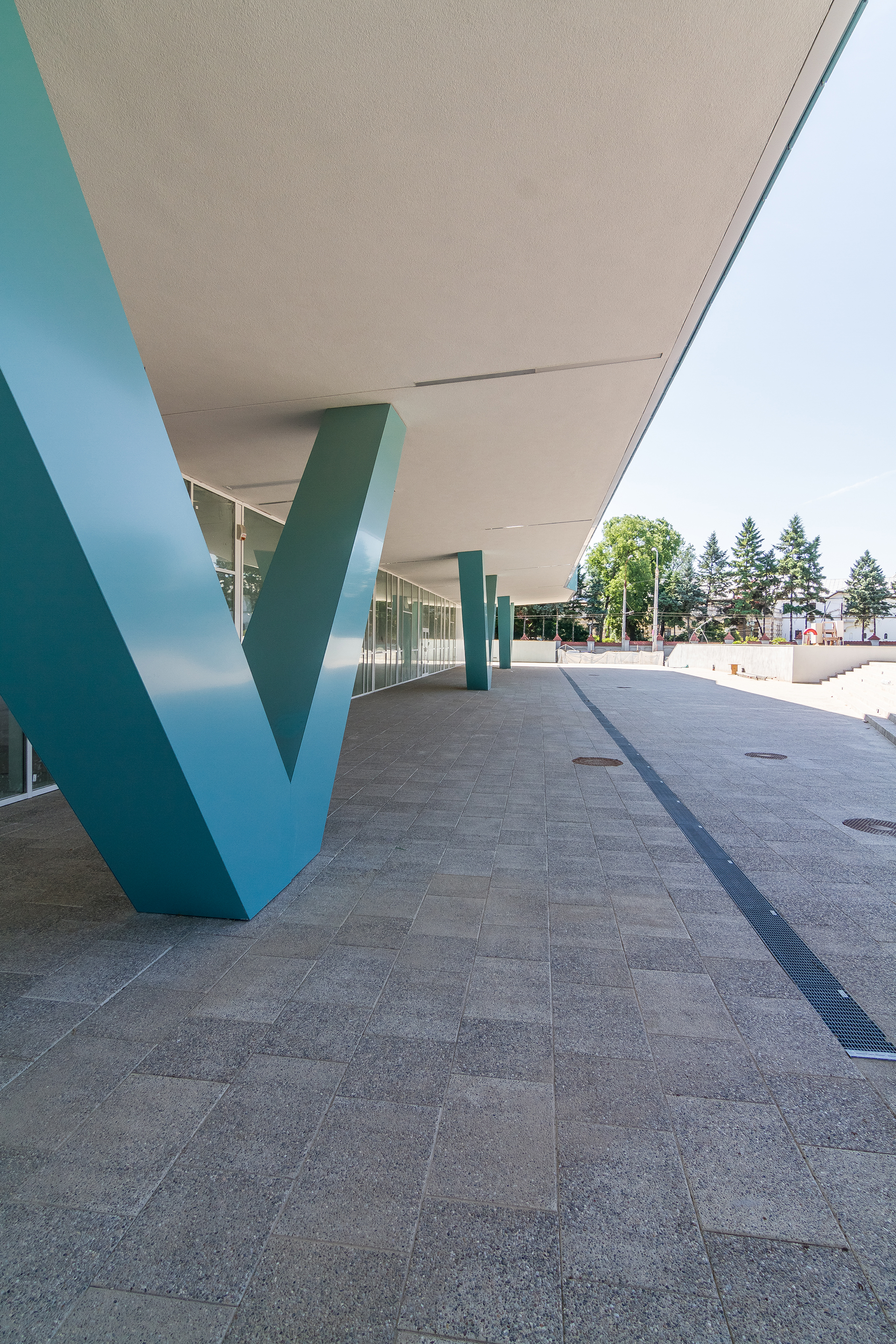 TURQUOISE - emergency call center 112 by U R B @ N O F F I C E - Architizer