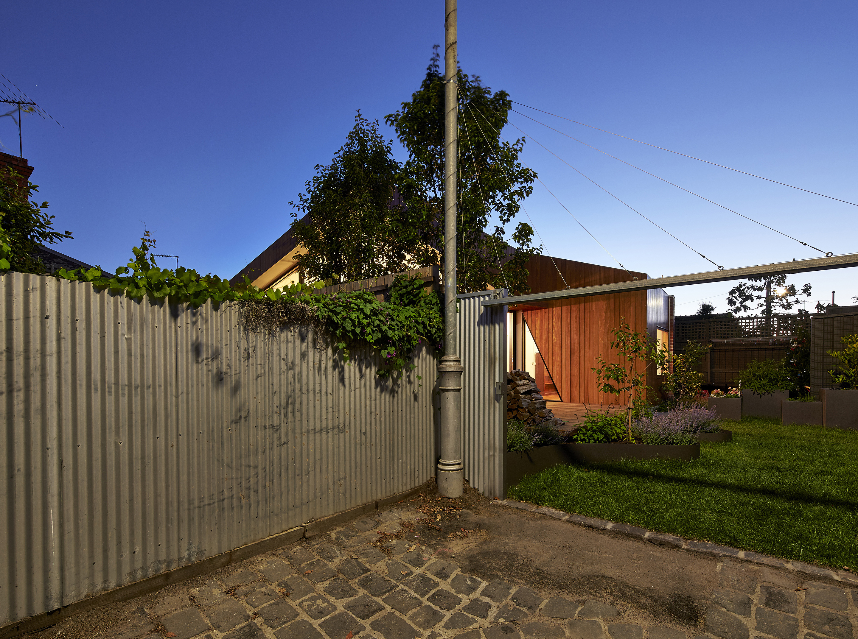 Diagonal House by Simon Whibley Architecture - Architizer