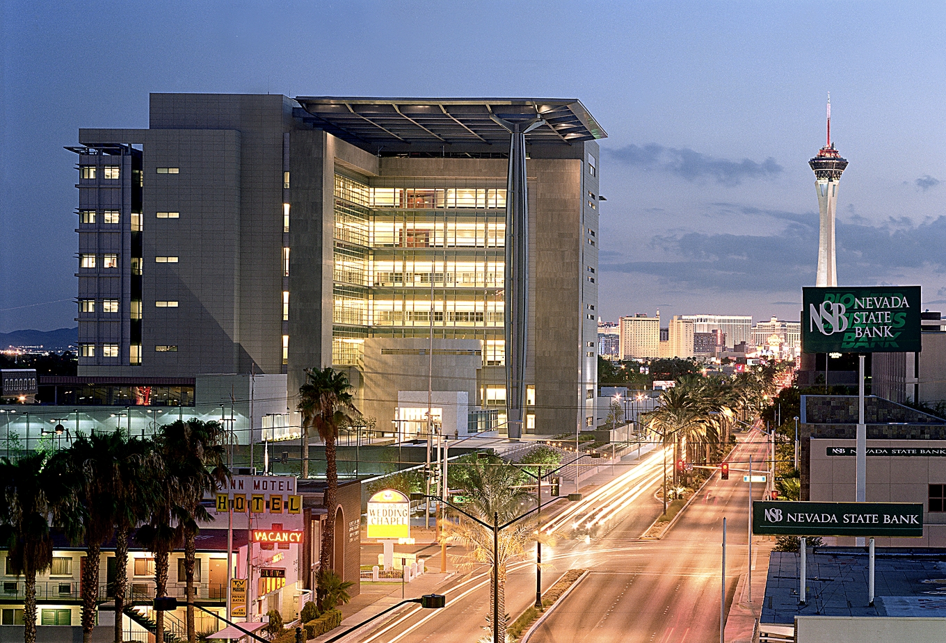 Lloyd D. George U.S. Courthouse and Federal Building by CannonDesign ...