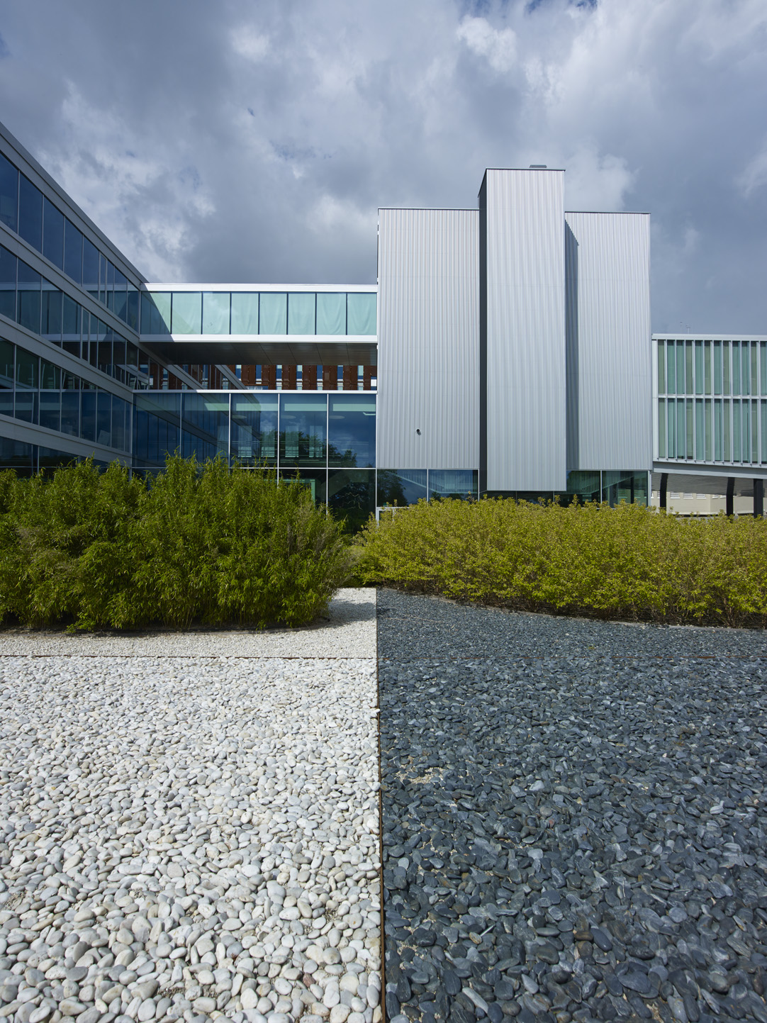 PGGM Headquarters by Mateo Arquitectura - Architizer