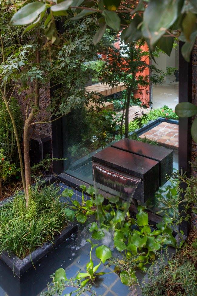 REFLECTING COURTYARD by MODAAM - Architizer