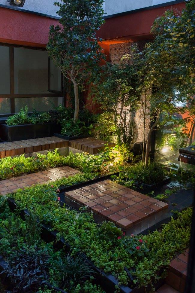 REFLECTING COURTYARD by MODAAM - Architizer