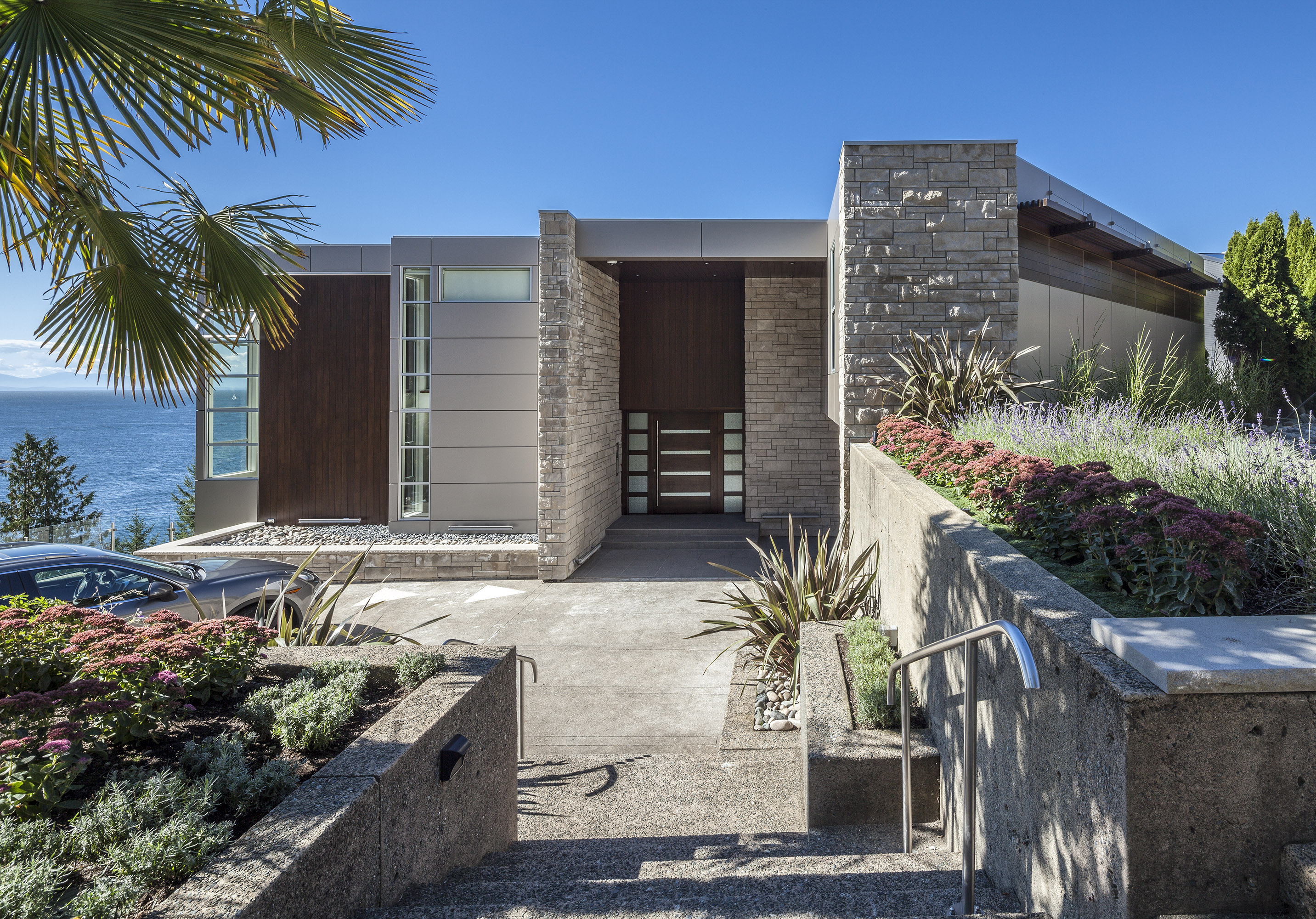 Parthenon Place House. by Derek Lepper Photography - © 2018 - All ...