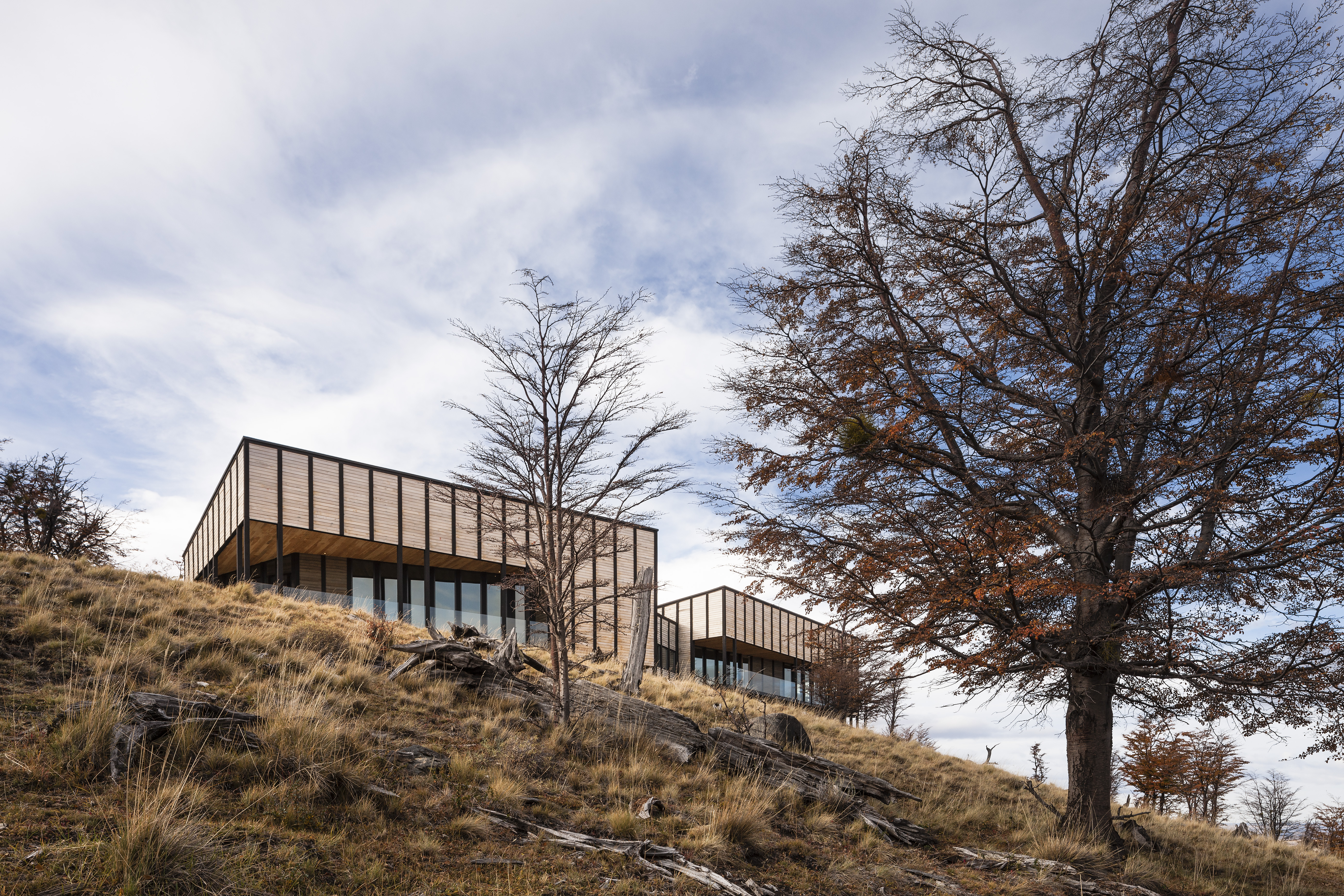 Awasi Patagonia Hotel by Felipe Assadi + Francisca Pulido Arquitectos ...