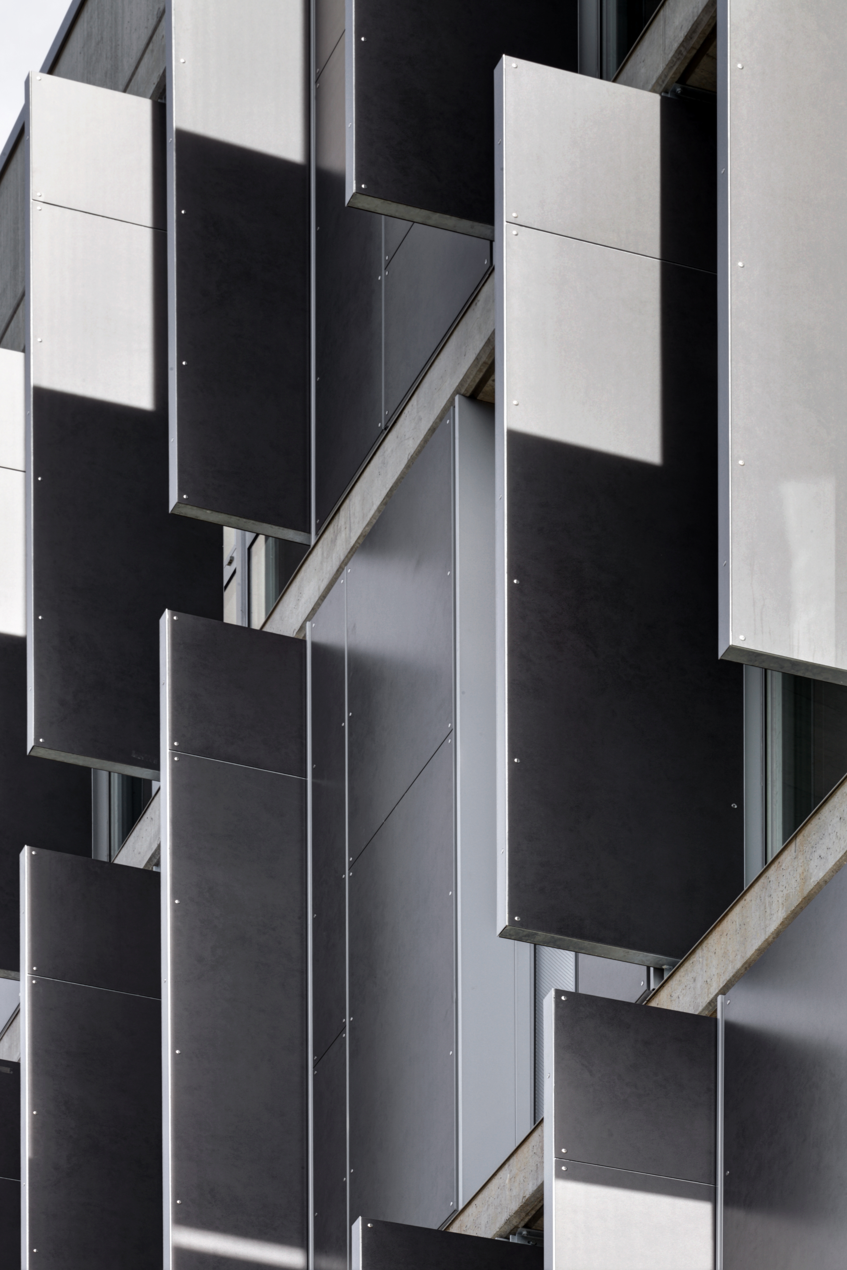 Natali Building by MMAA Studio Manfroni & Associati: Mario Manfroni ...