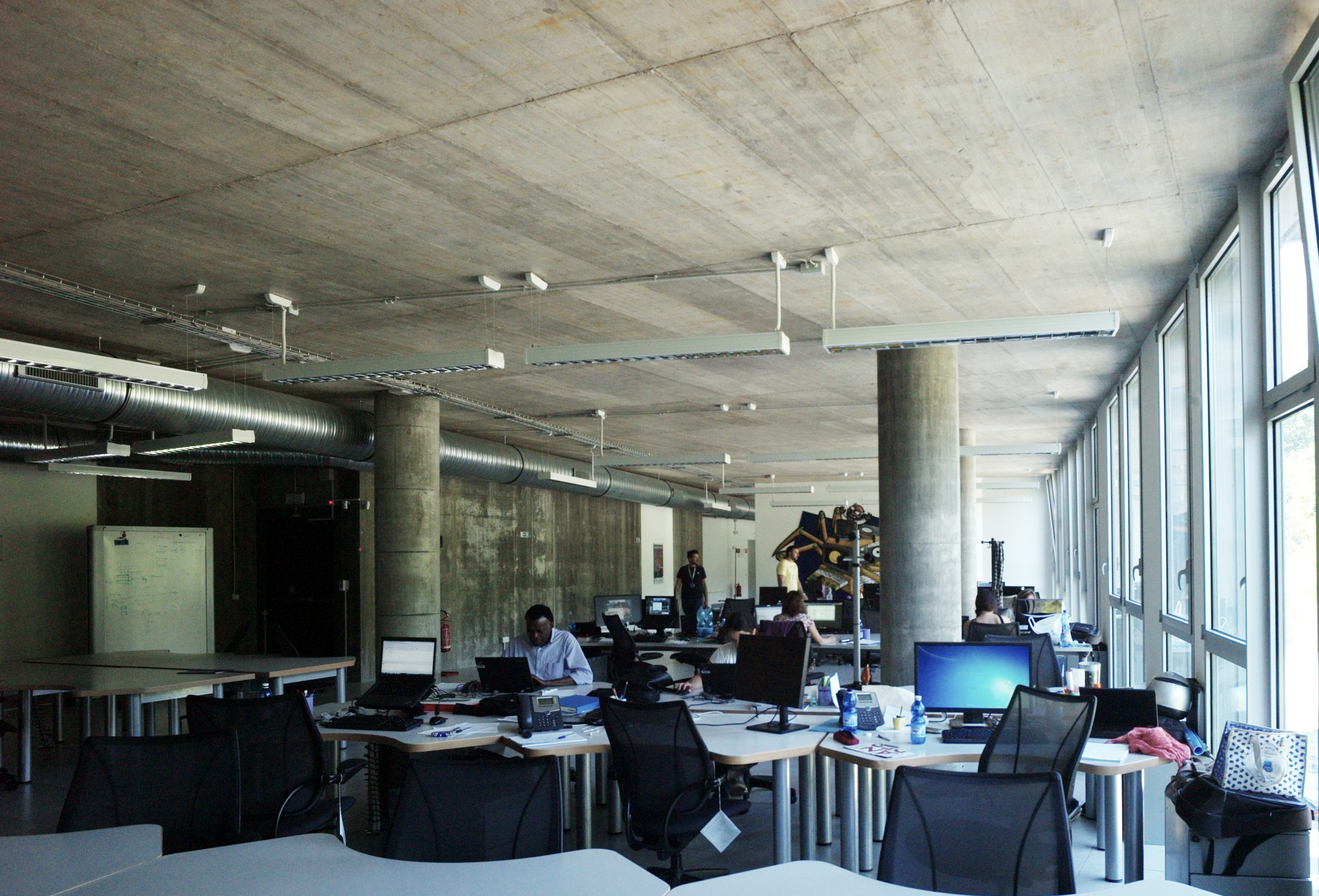 Natali Building by MMAA Studio Manfroni & Associati: Mario Manfroni ...