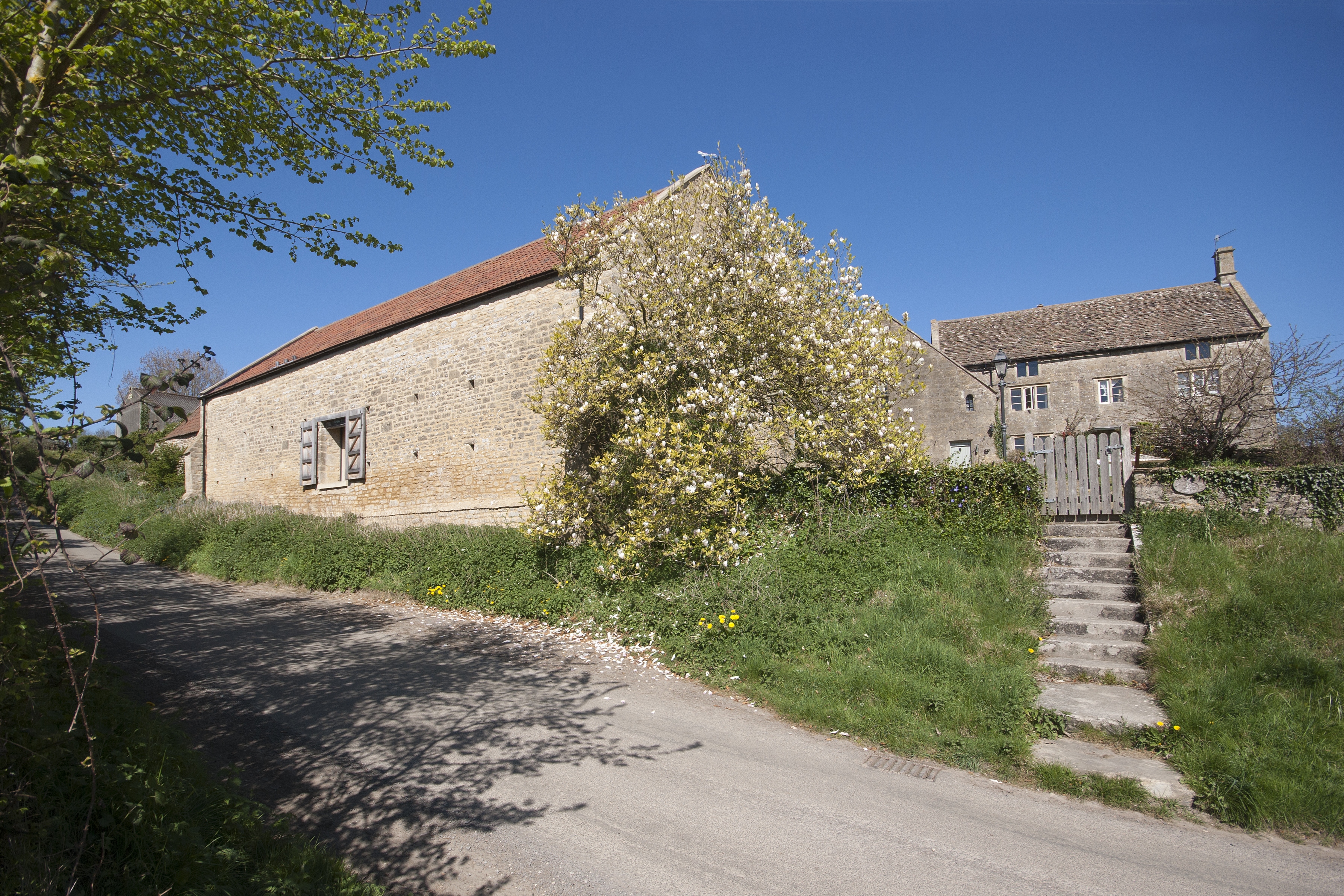 Court Farm Barn by Designscape Architects - Architizer