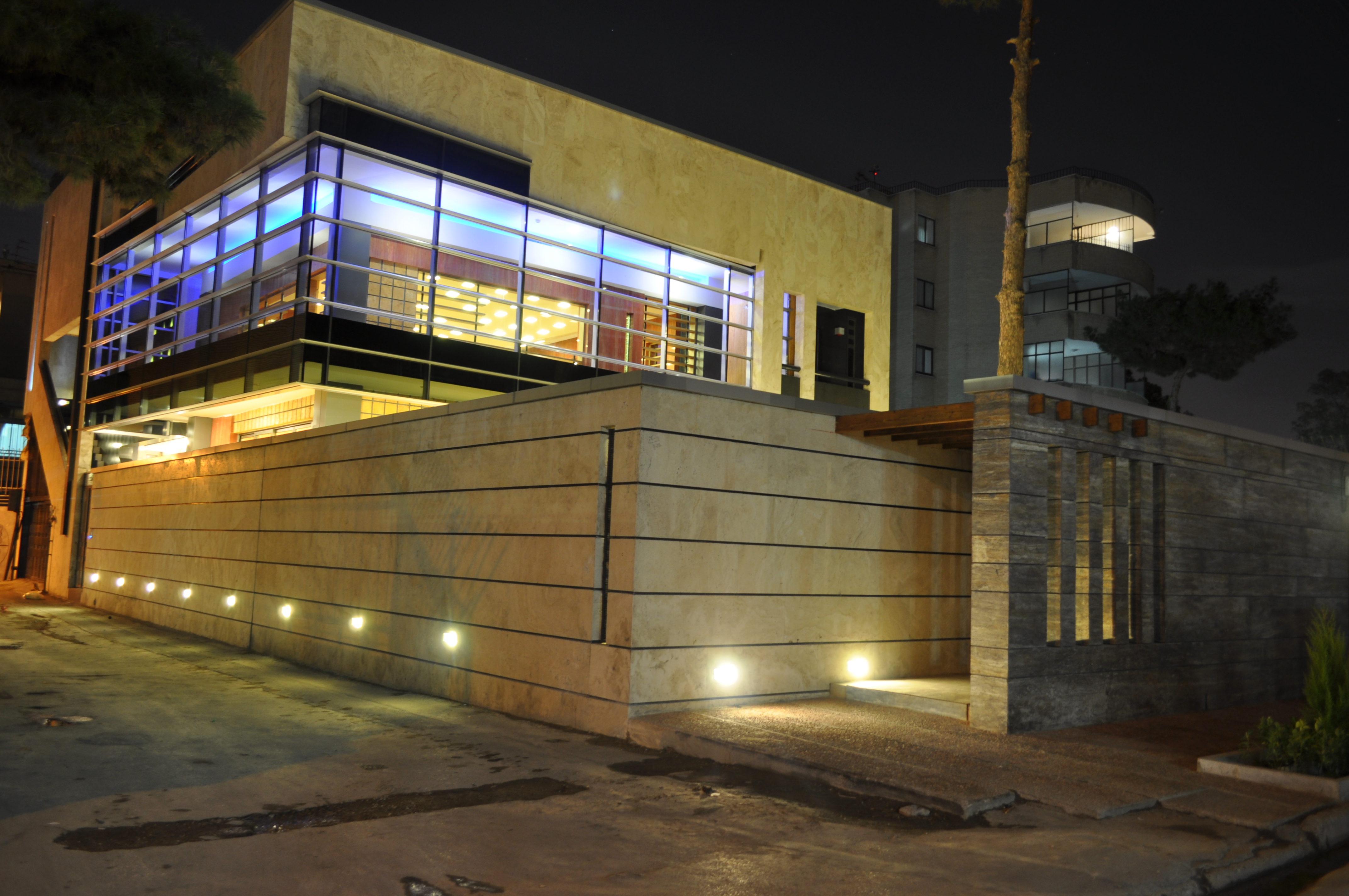 Sharbaf House by Sabat architects & planners - Architizer