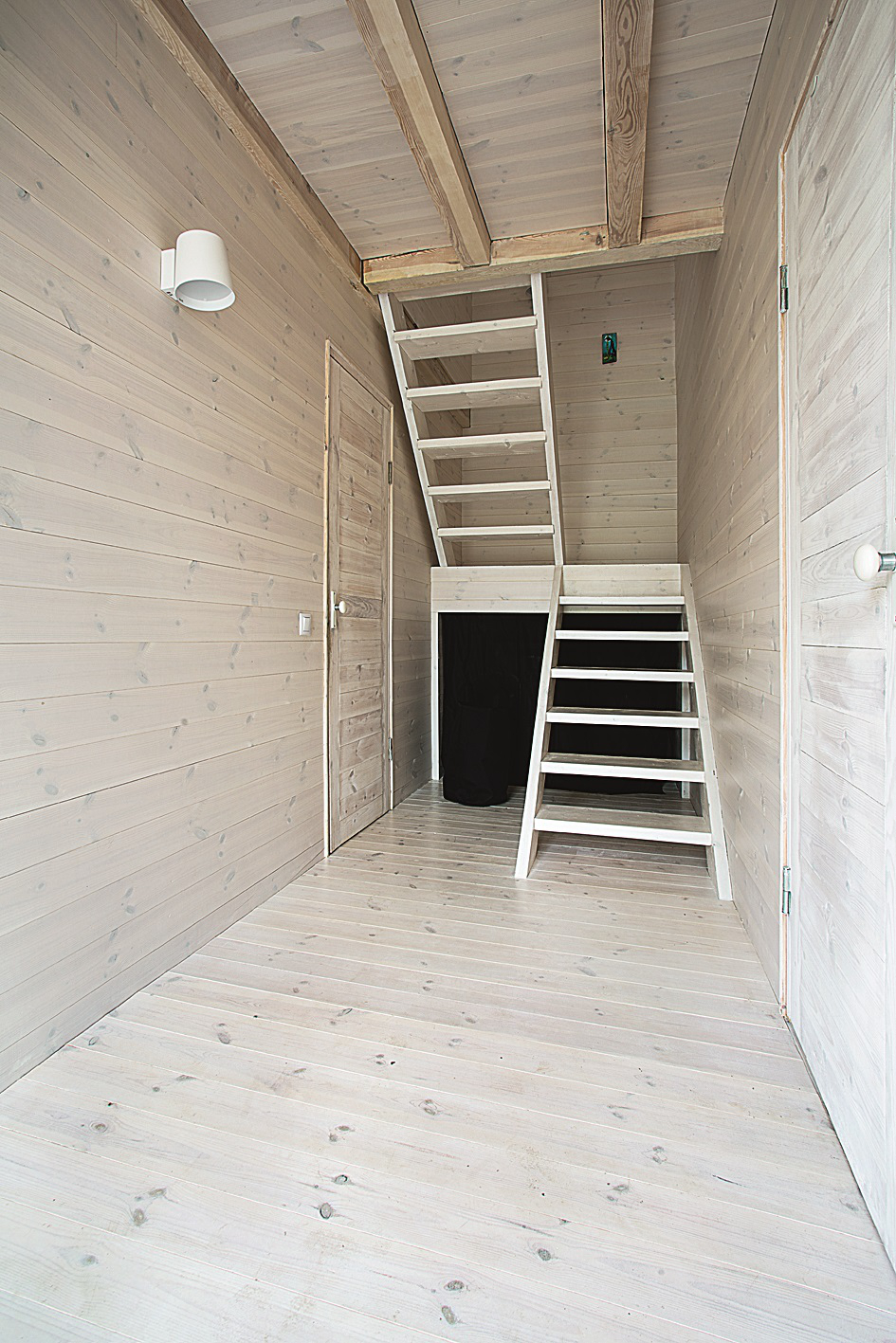 Lithuanian Hunting House by Devyni architektai - Architizer