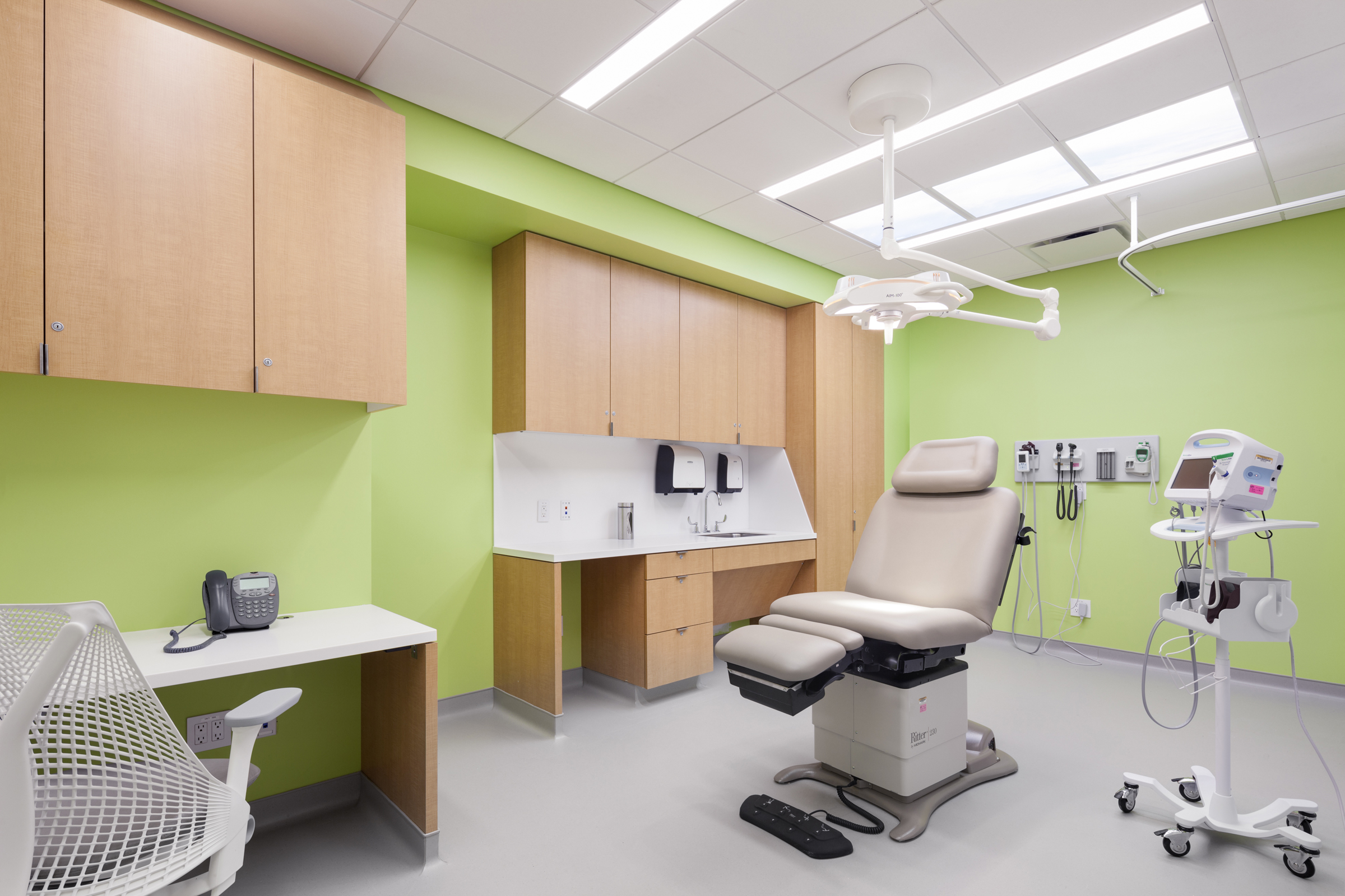 Idea 1325074: Planned Parenthood Queens by Stephen Yablon Architecture ...