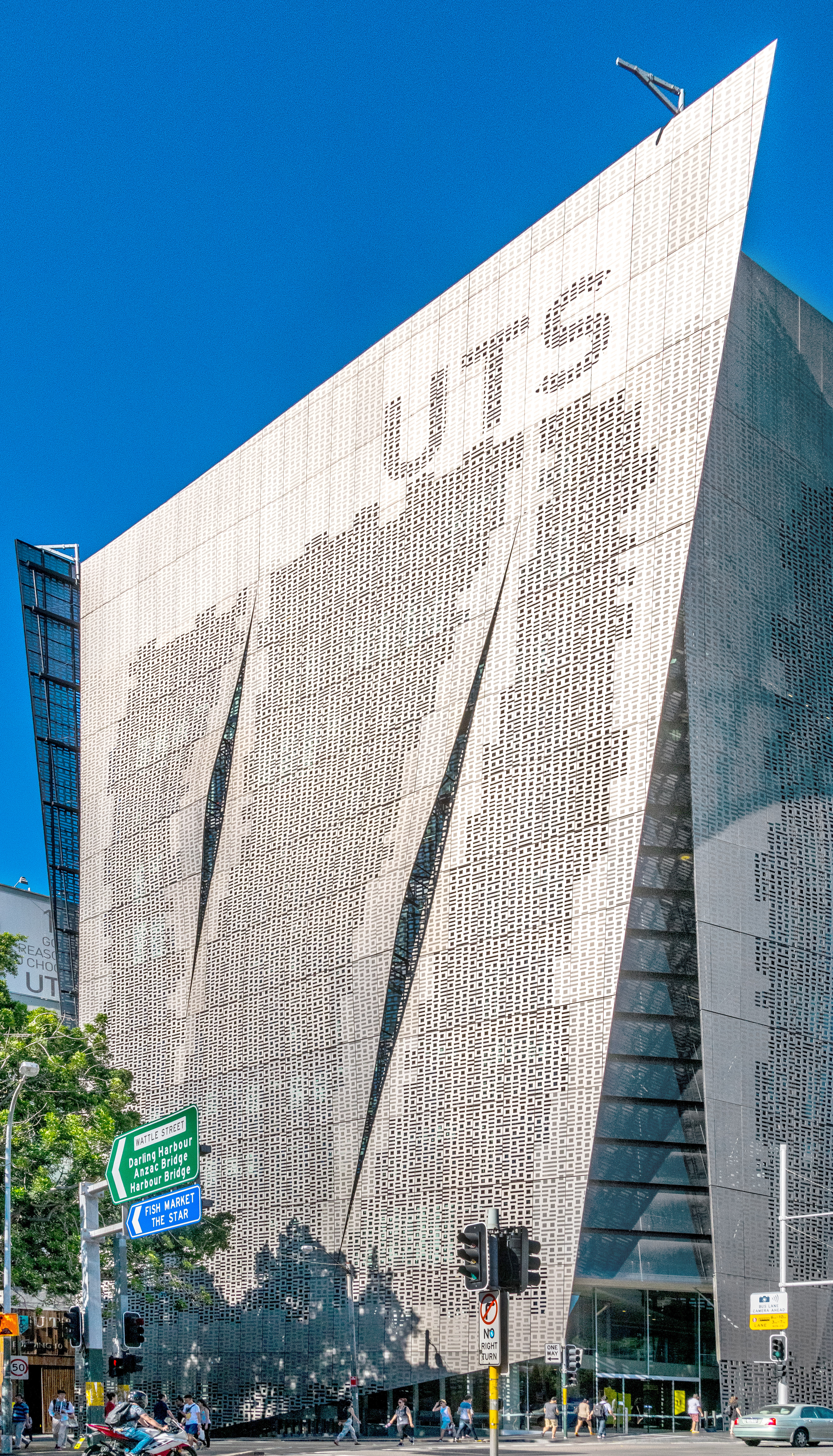 University of Technology Broadway Photography by Studio Azzurro Italian ...