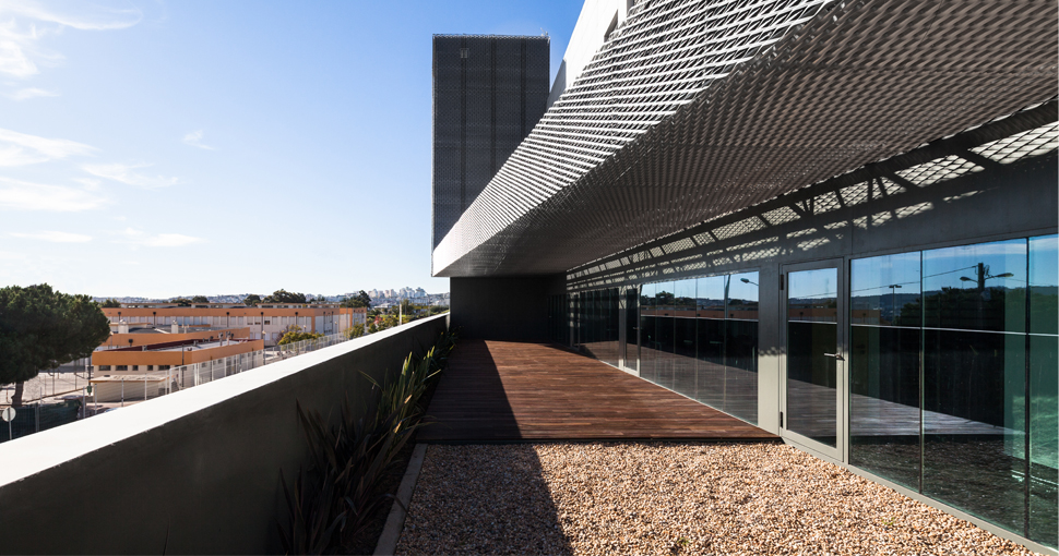 New “SMAS Brandoa” Facilities by OPERA | Design Matters - Architizer