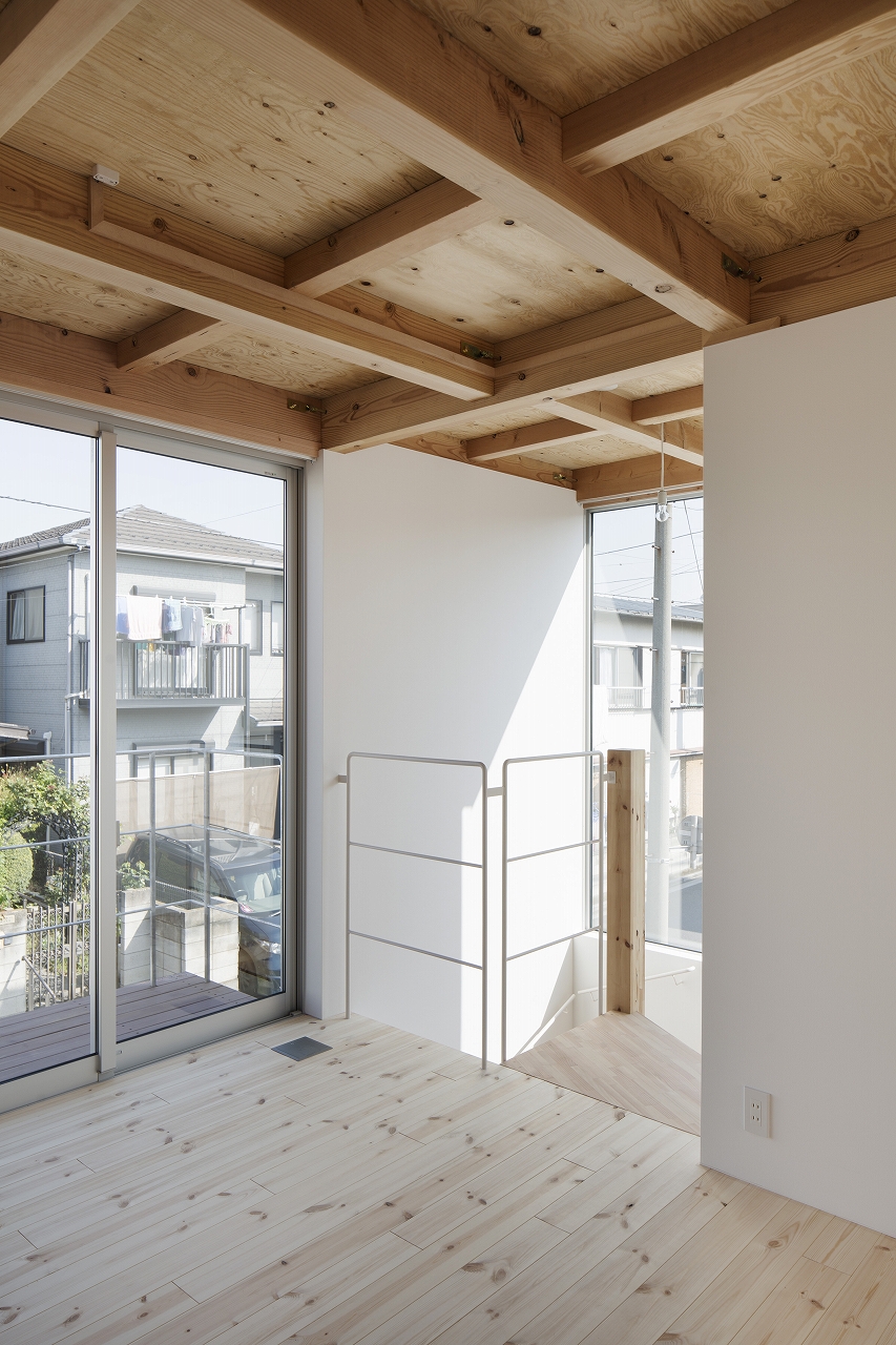 Wooden Box House by suzuki architects - Architizer