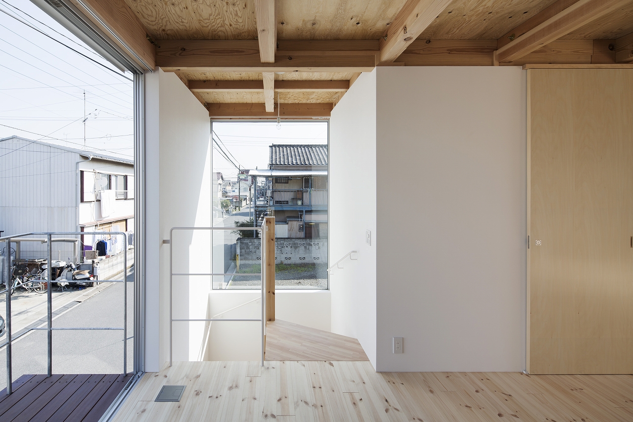 Wooden Box House by suzuki architects - Architizer
