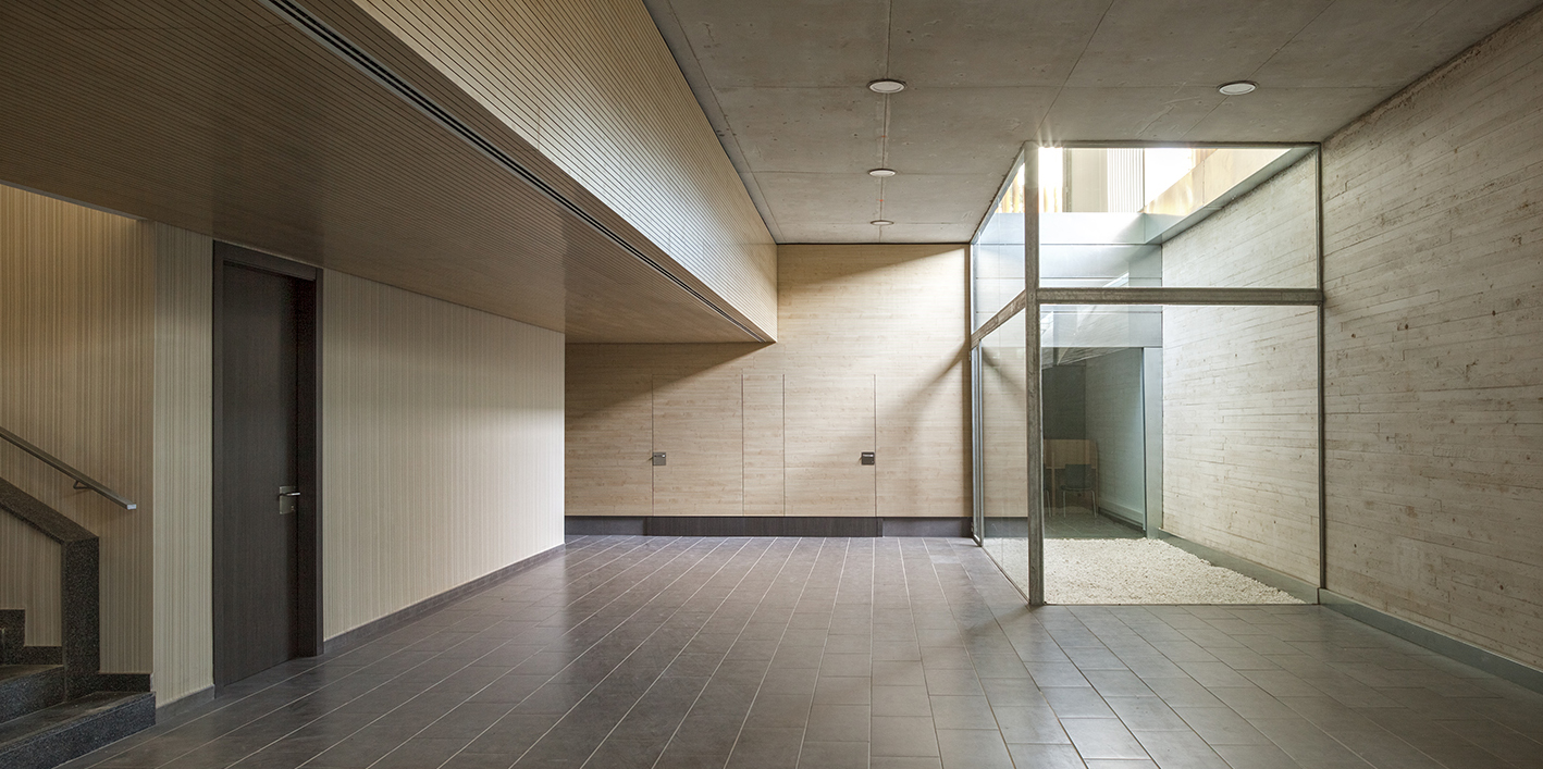 Valencia University Language Center by ARKÍTERA SLP Sociedad de ...