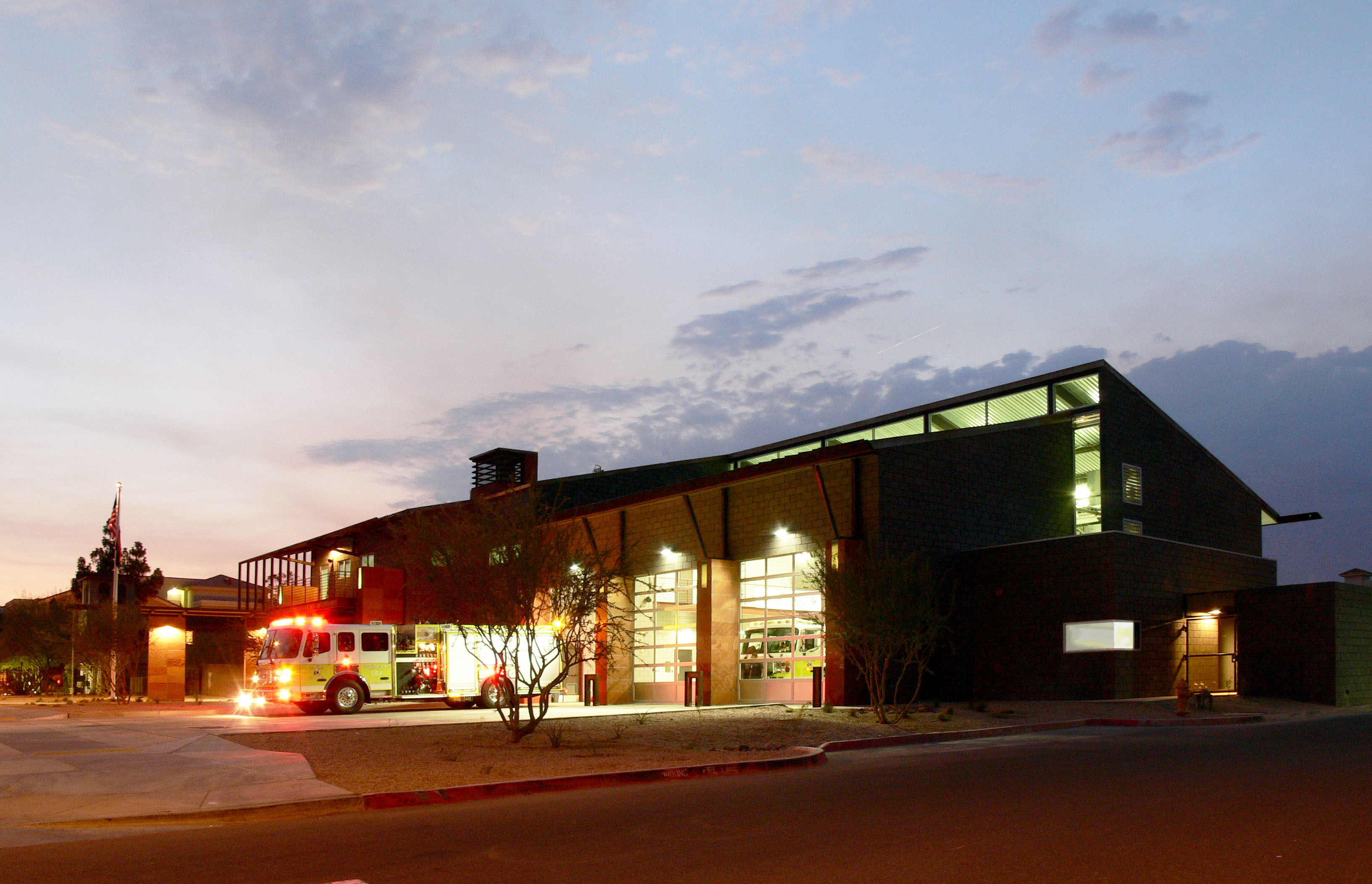 Scottsdale Fire Station + Administration by LEA Architects, LLC ...