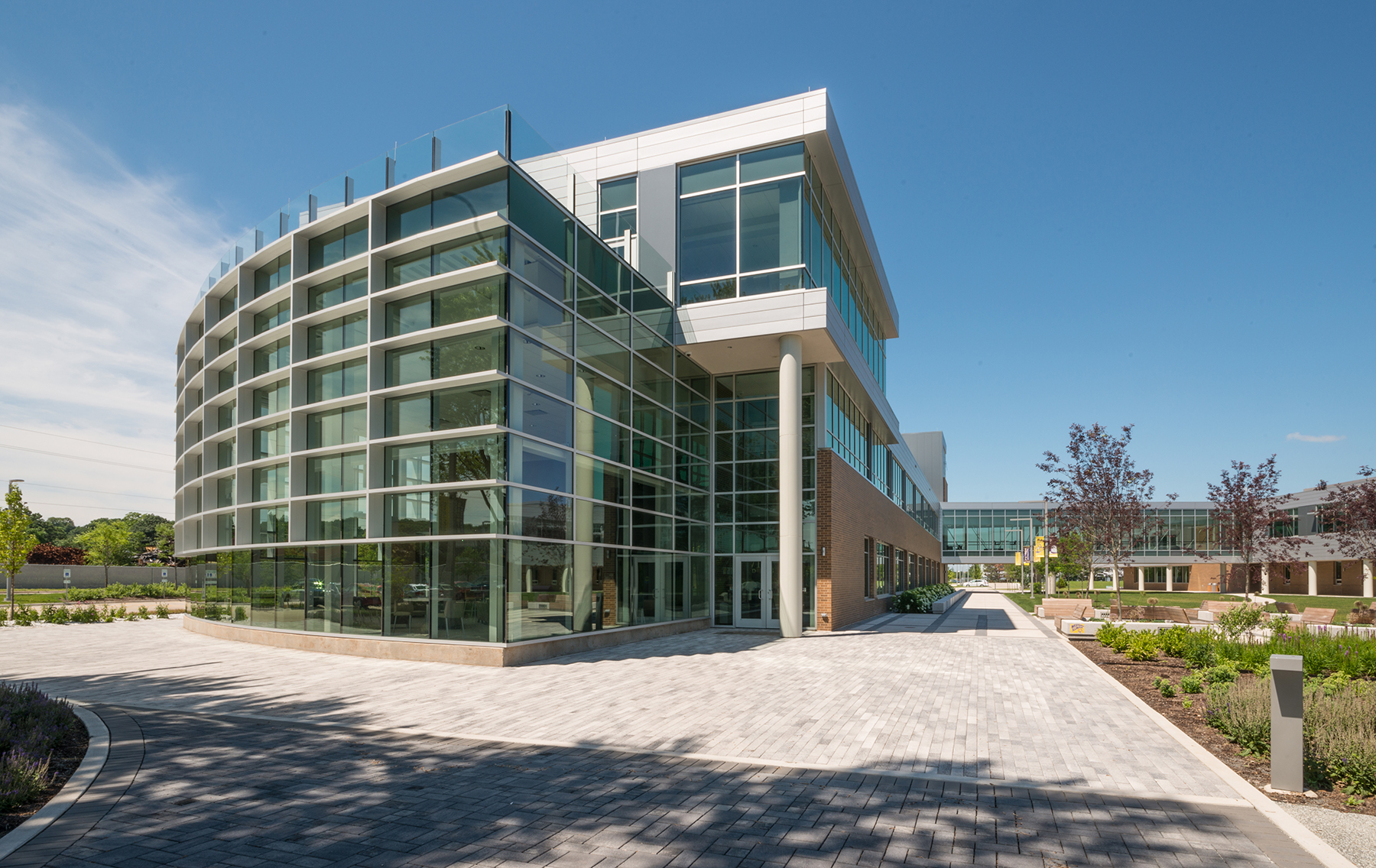 Western Illinois University Quad Cities Riverfront Campus by Holabird ...