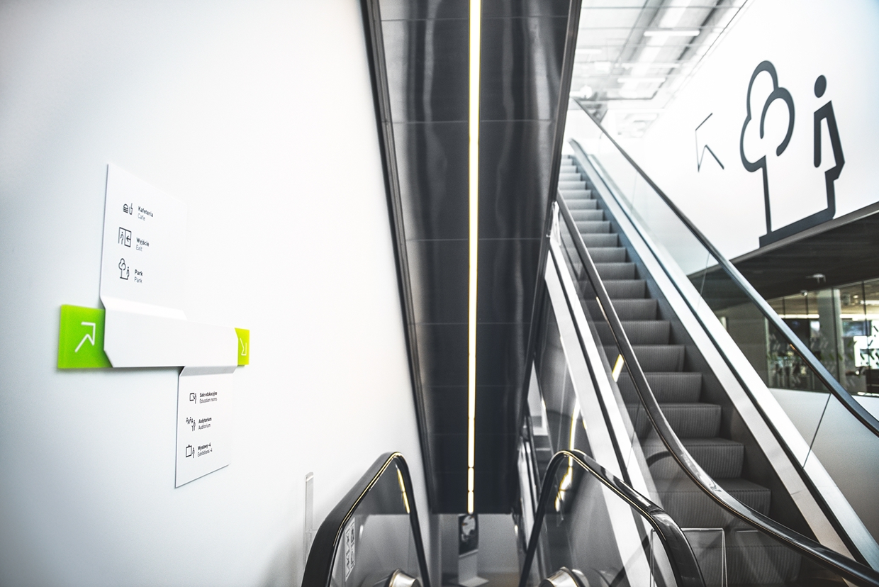 Wayfinding system in Silesian Museum by blank studio / wayfinding ...