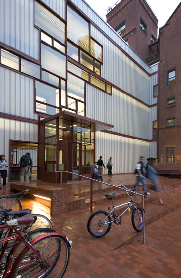 PRATT INSTITUTE, HIGGINS HALL INSERTION by Steven Holl Architects ...