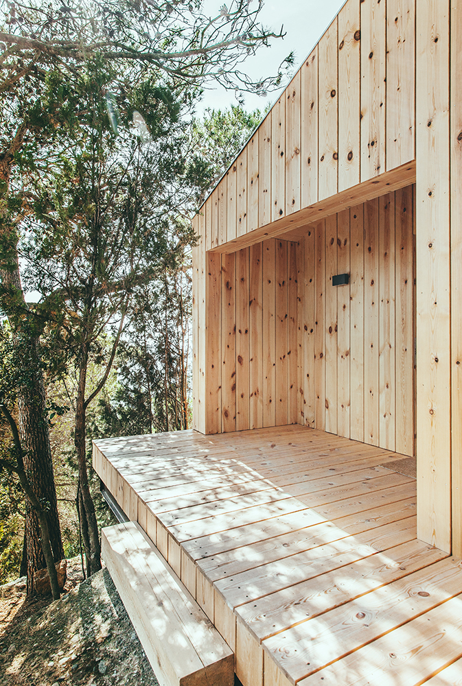 Wood Studio House by Dom Arquitectura - Architizer