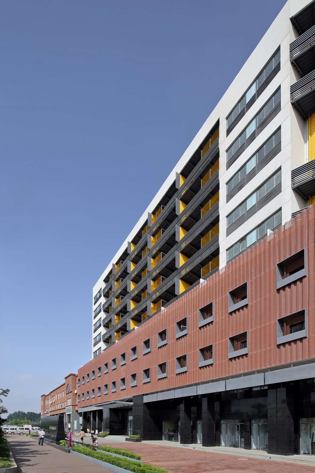 Housing L by in:Flux architecture - Architizer