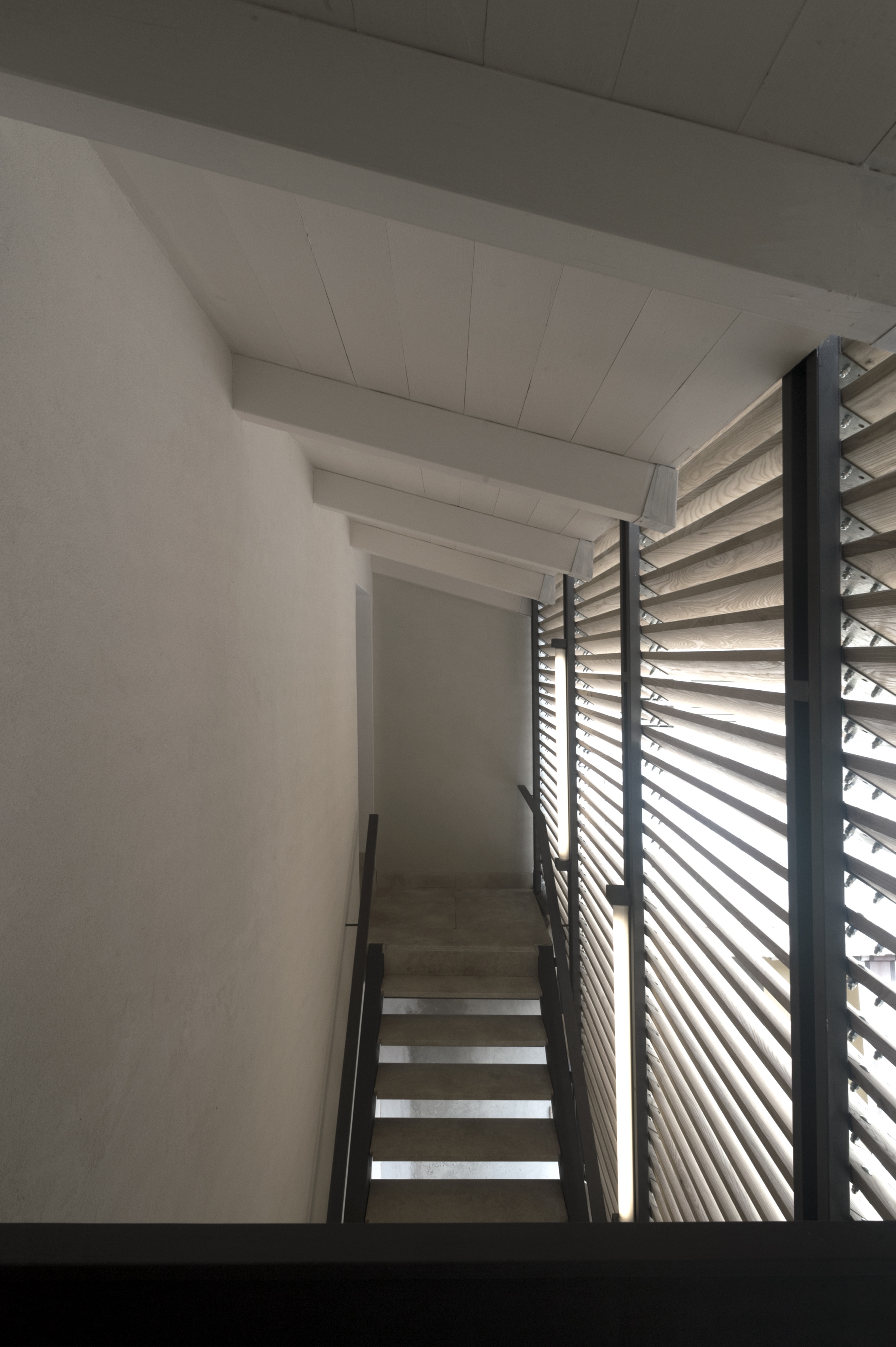Restoration and renovation of a historical building in Caserta by LCA ...
