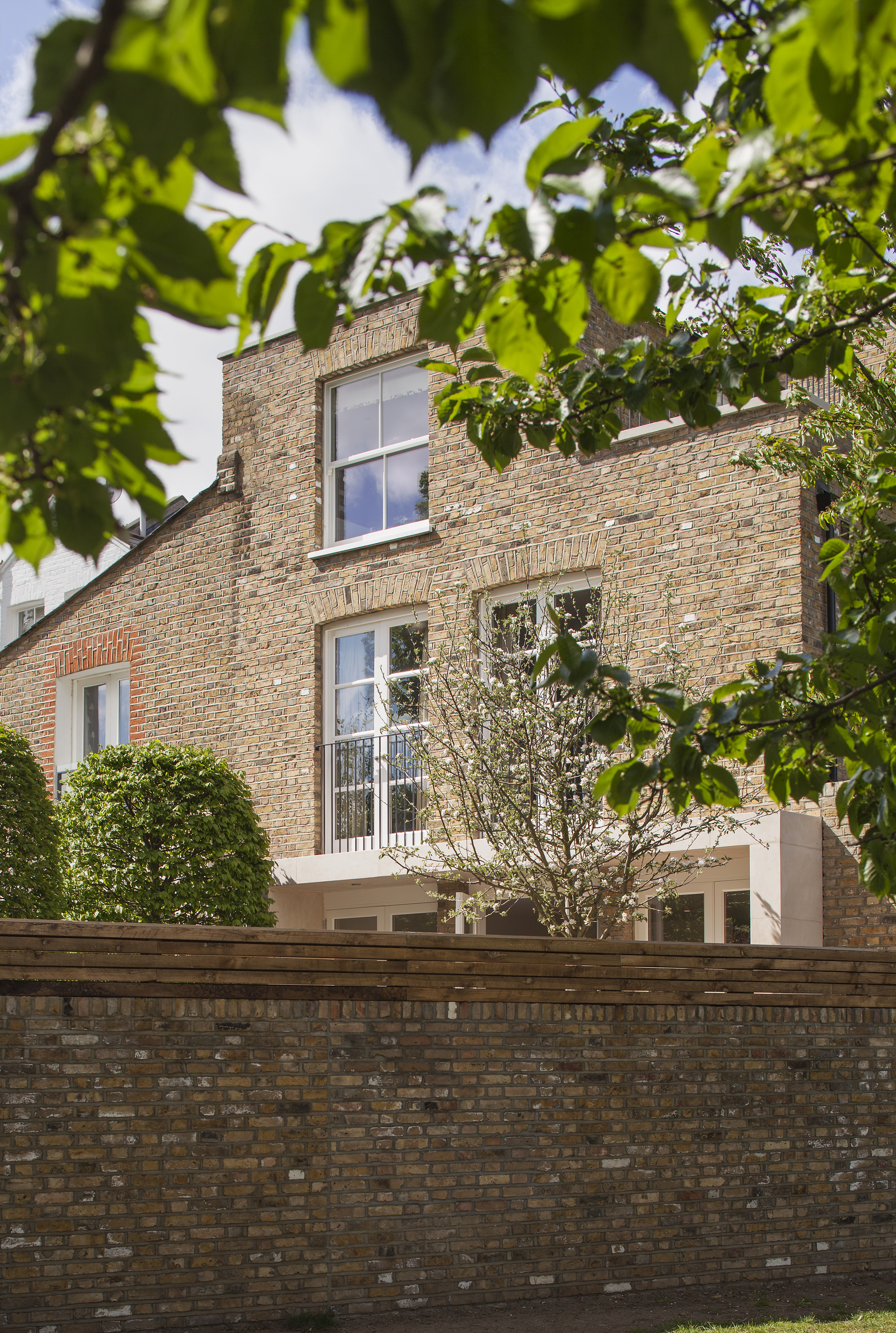 Hurlingham Road by De Rosee Sa - Architizer