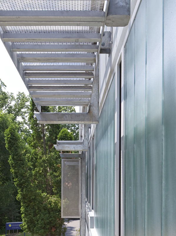 Smithsonian Conservation Biology Institute Genetics Laboratory at the ...