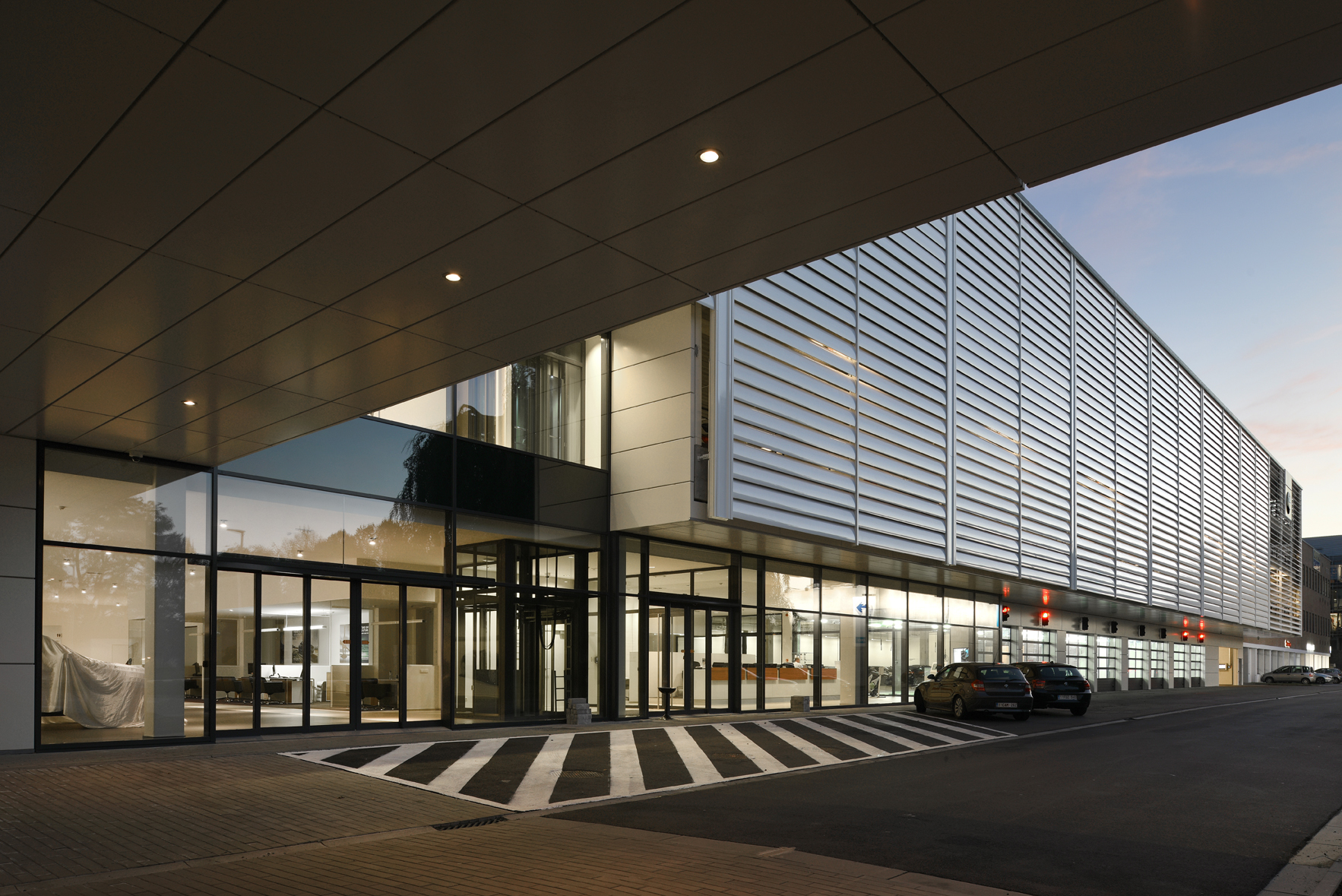 BMW Brussels Evere - A giant in the city by FCM Architects - Architizer