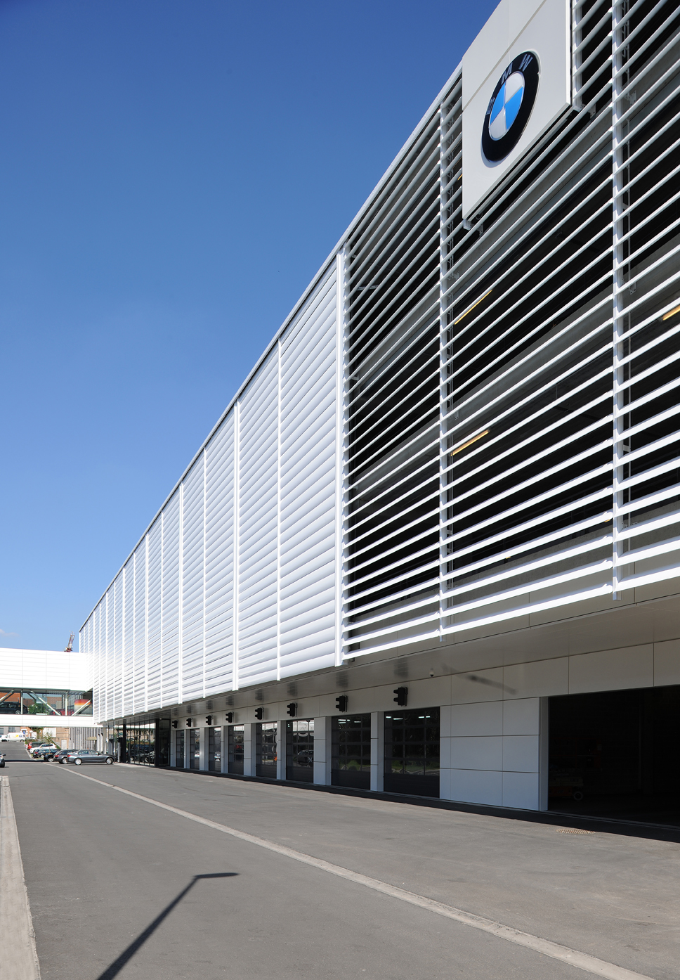 BMW Brussels Evere - A giant in the city by FCM Architects - Architizer