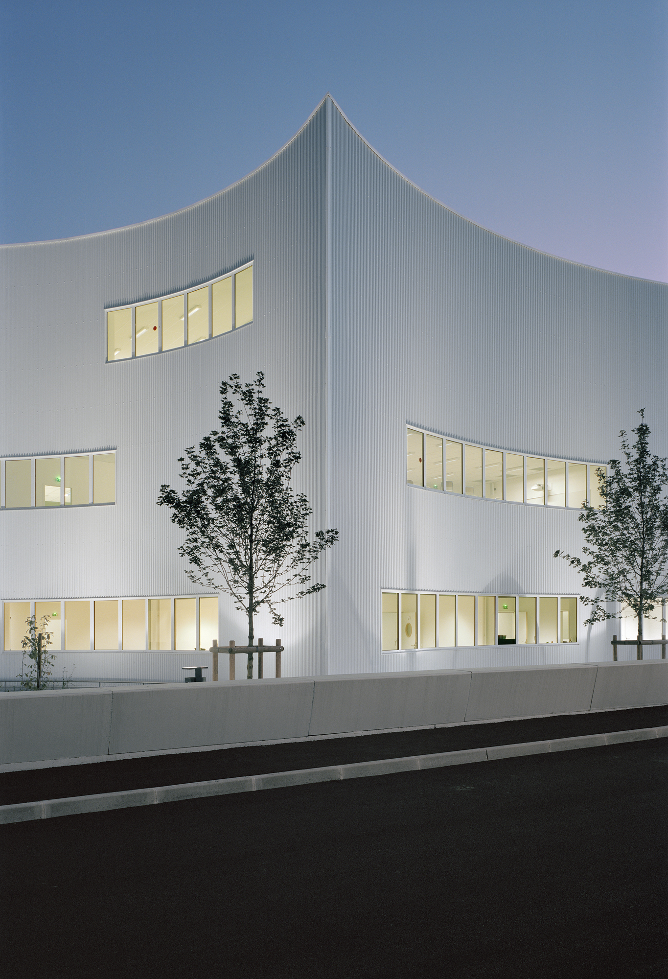TOURS- Medical School by DU BESSET-LYON ARCHITECTES - Architizer