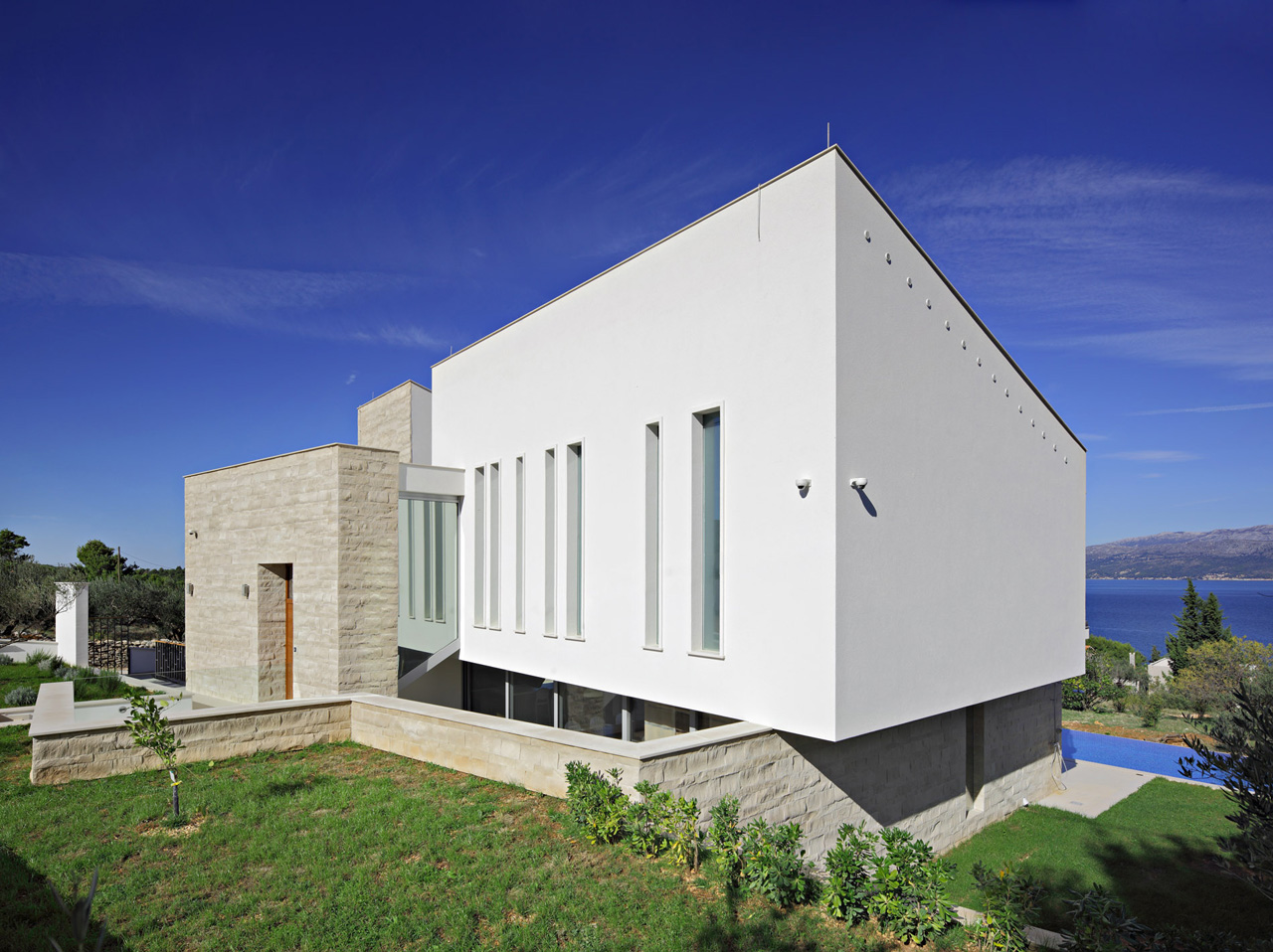 ANA HOUSE by DAR612 - Architizer