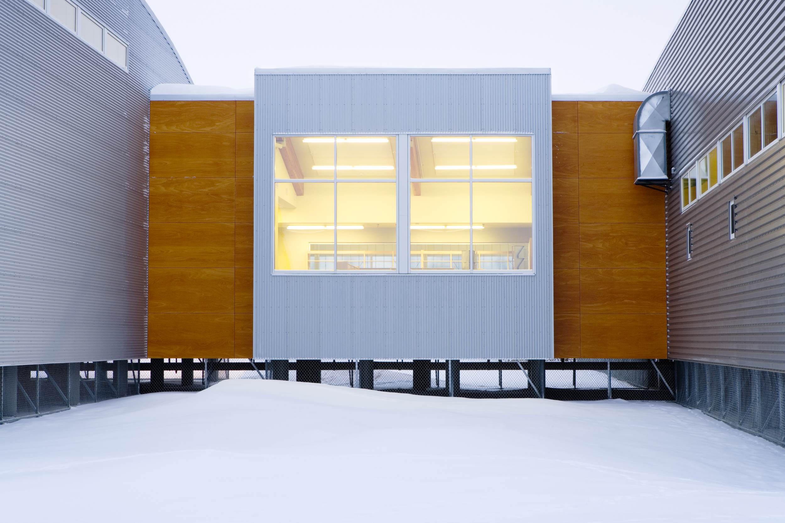 YUPIIT SCHOOL DISTRICT AKIACHAT K-12 SCHOOL by kpb architects - Architizer